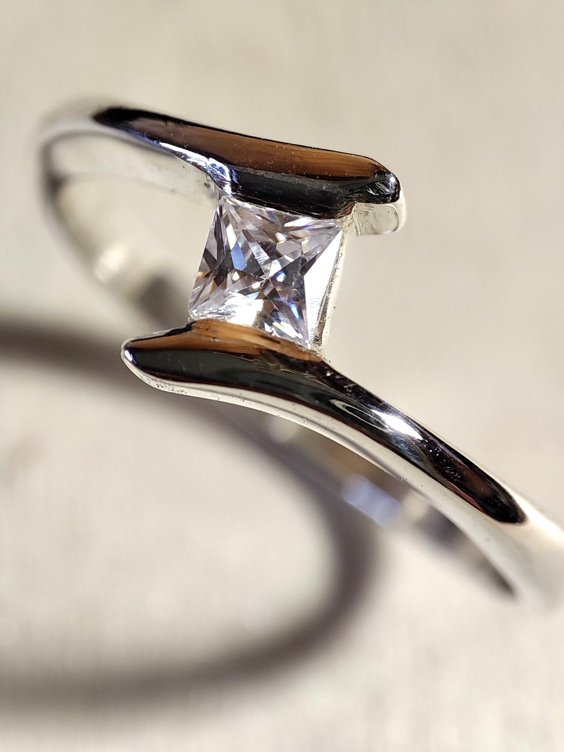 Sterling Silver Princess Crossover Ring