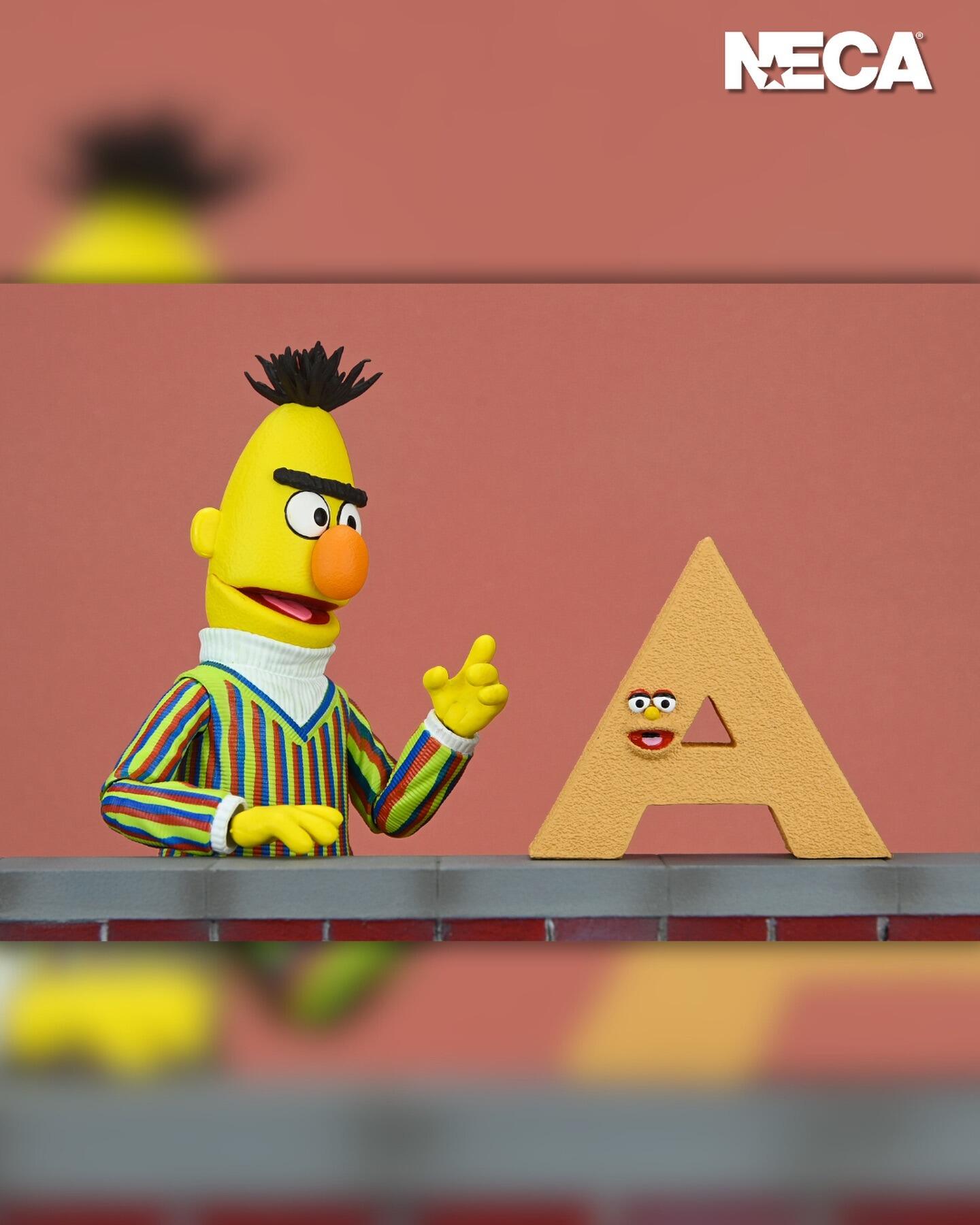 Sesame Street Ernie Agus Bert I Pirimid