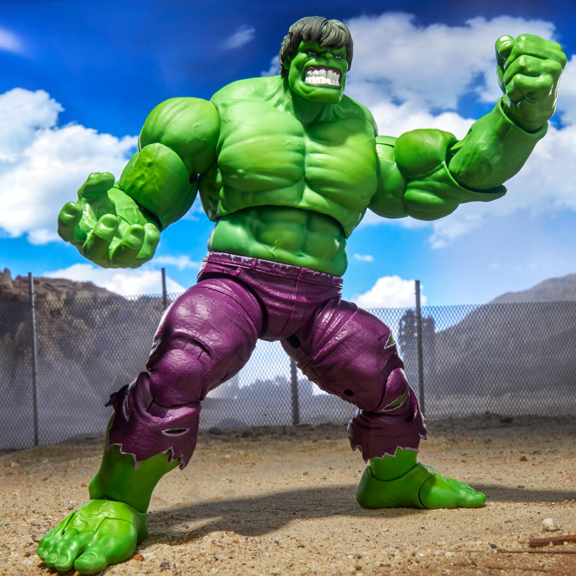 Marvel Legends Maximum Series 6 Inch Deluxe Action Figure - Hulk