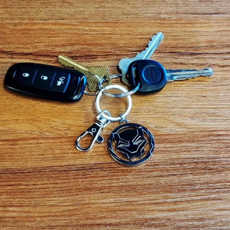Marvel Black Panther: Wakanda Forever - Symbol Keychain