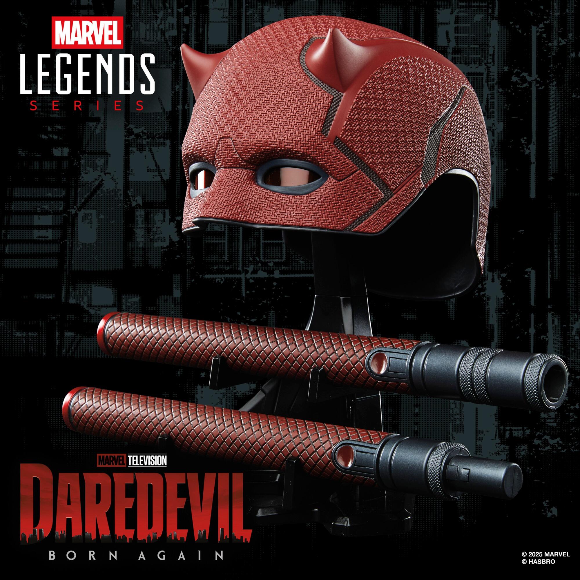 Marvel Legends Premium Roleplay Mask - Daredevil's Mask w/ Billy Club ...
