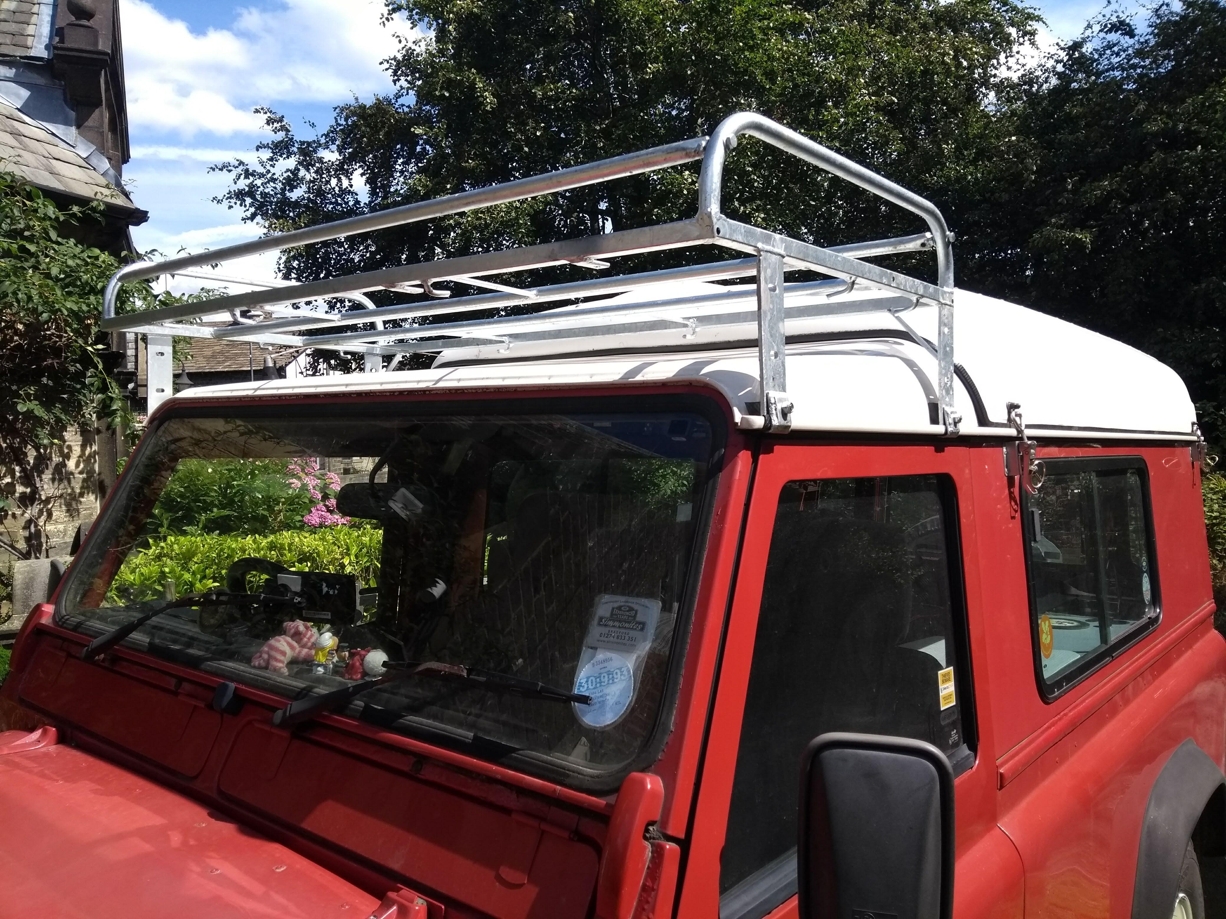 Front / Rear Bar for Classic Roof Racks with Side Rails.