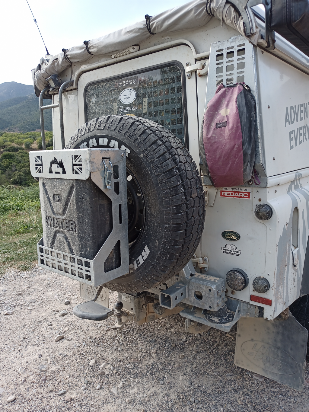 L. R. Bits / Pennine Overland Rear Quarter Molle Panel for Defender and ...