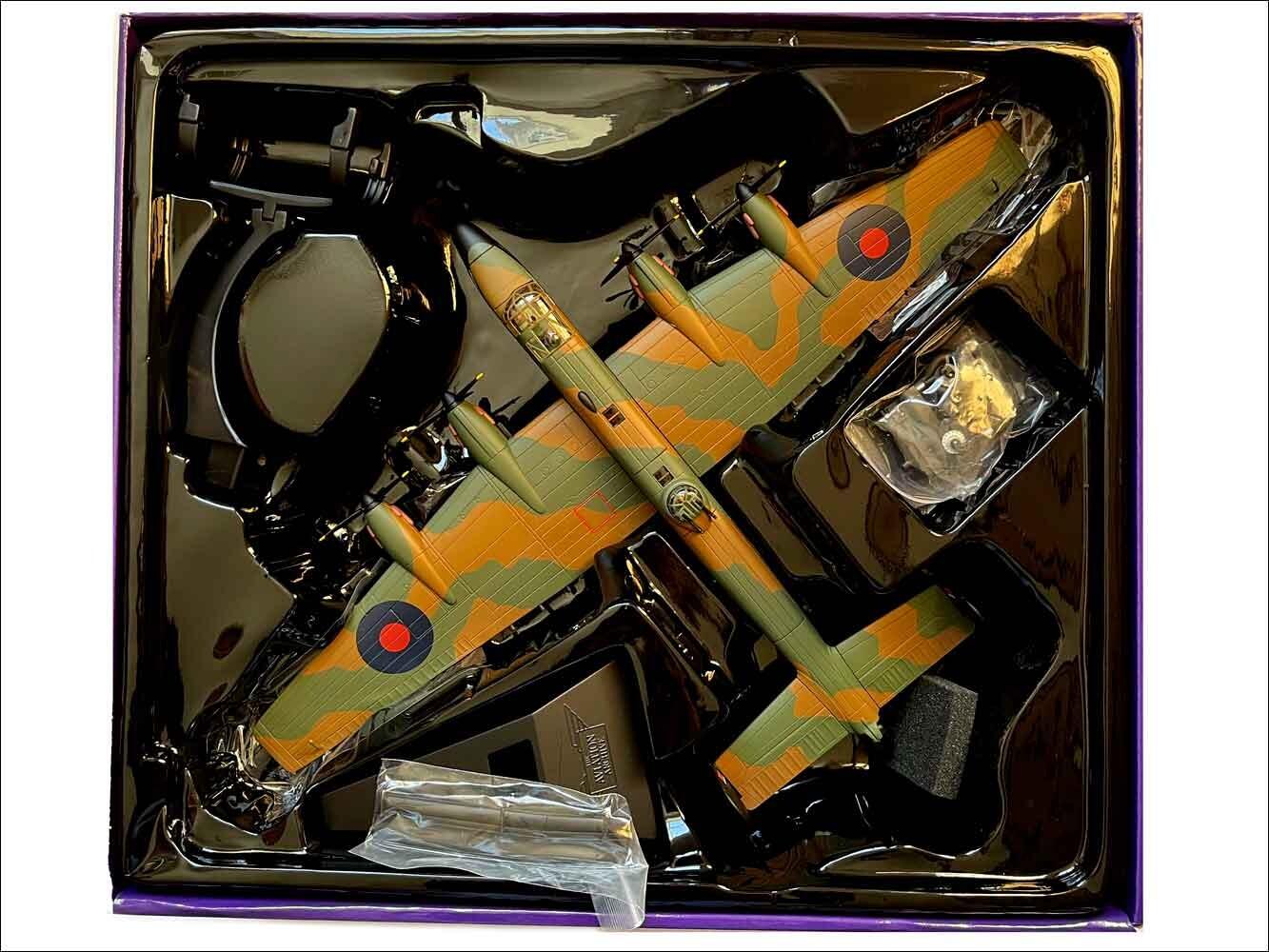 Handley Page Halifax Airplane Model 1:72 | Aviation Archive Models