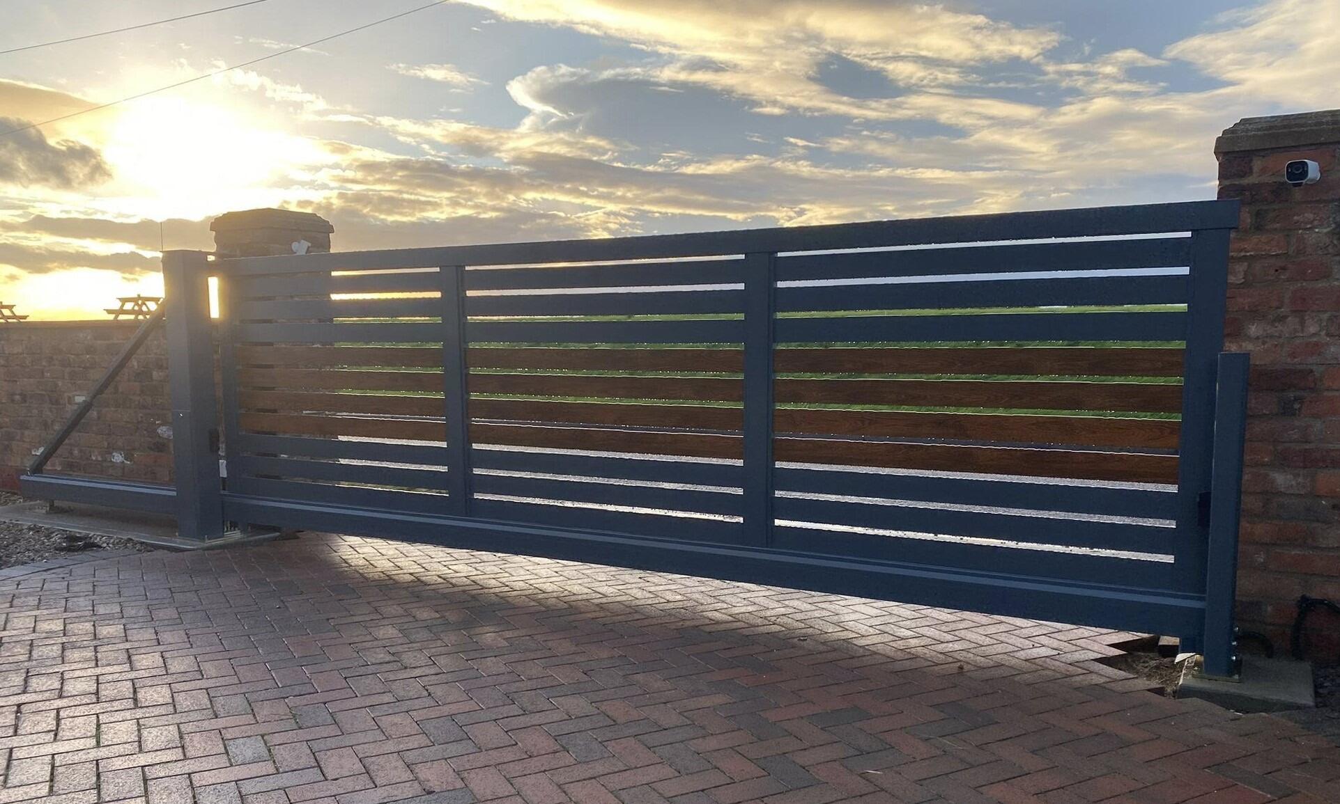 Aluminium Sliding Driveway Gates