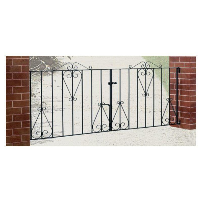 (3) Classic Double Driveway Gates