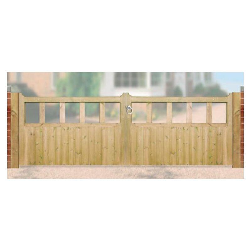 Quorn Flat Top Low Double Driveway Gates