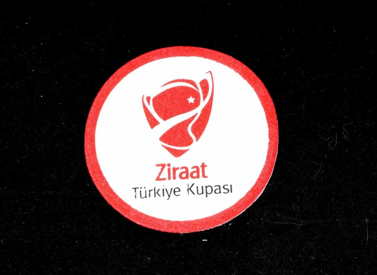 Official Turkish ziraat turkiye kupasi Football Patch/Badge