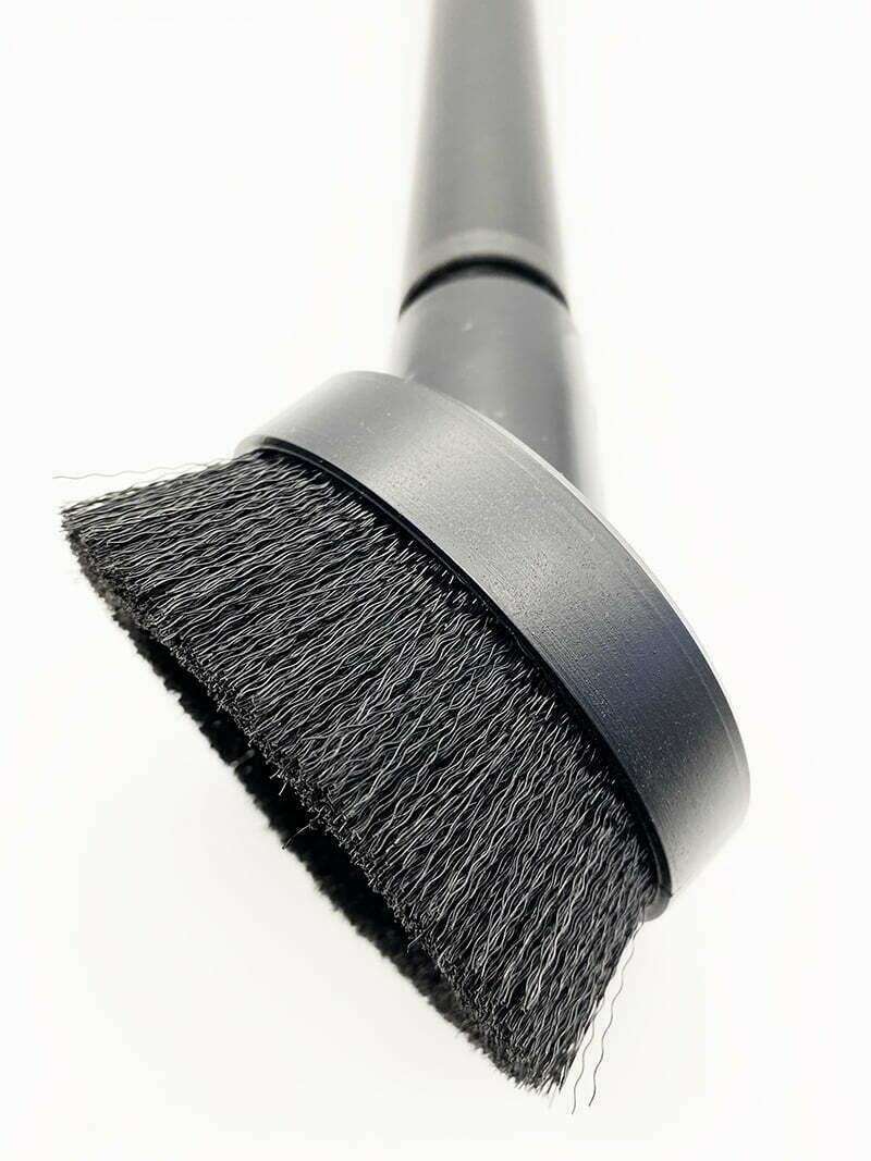 Round Dusting Rubber Brush
