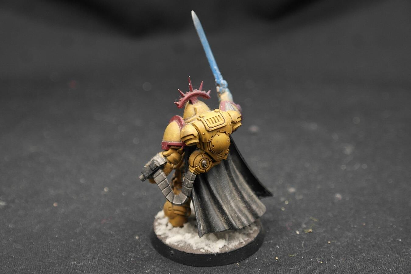 Pre-Loved Captain in MkX Gravis Armour | Space Marines | Warhammer 40k
