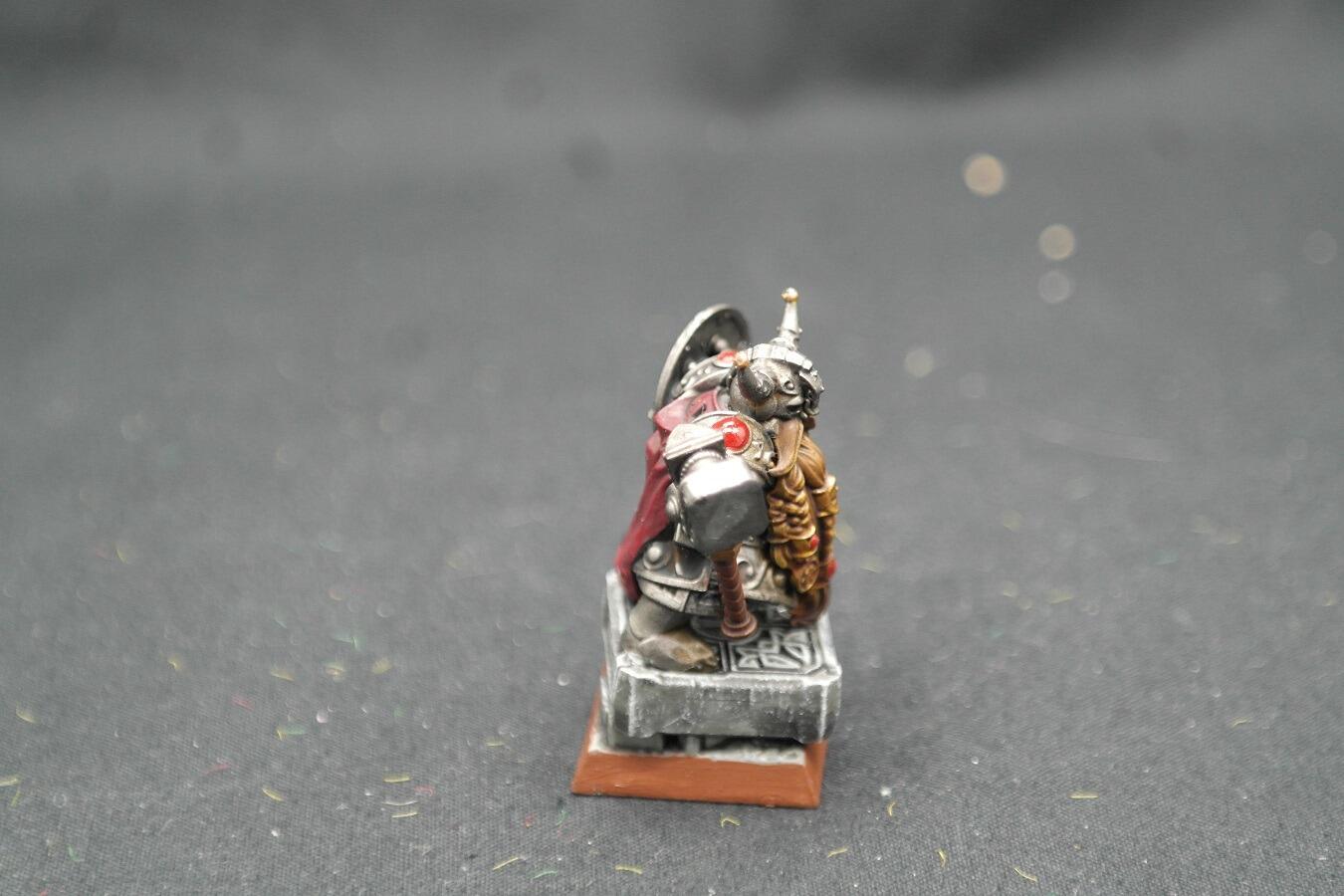 Pre-Loved Dwarf King with Oathstone – Dwarfs Hero | Warhammer: The Old ...