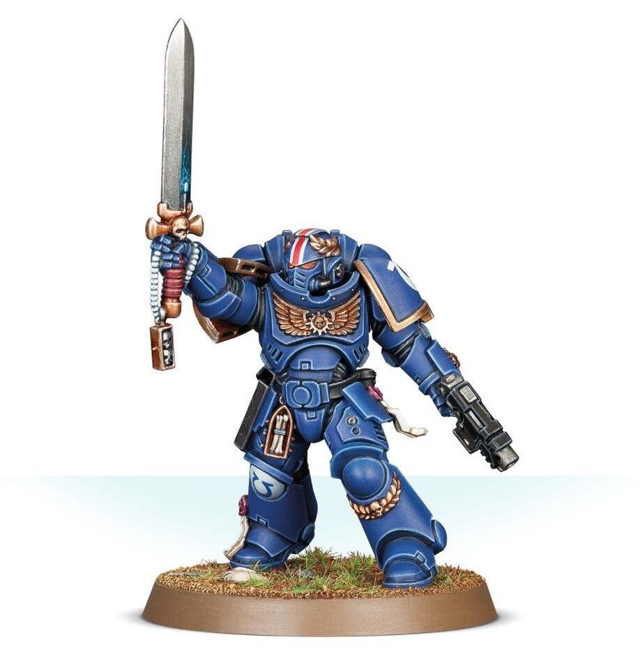 Space Marine Primaris Lieutenant with Power Sword - With upto 25% O...