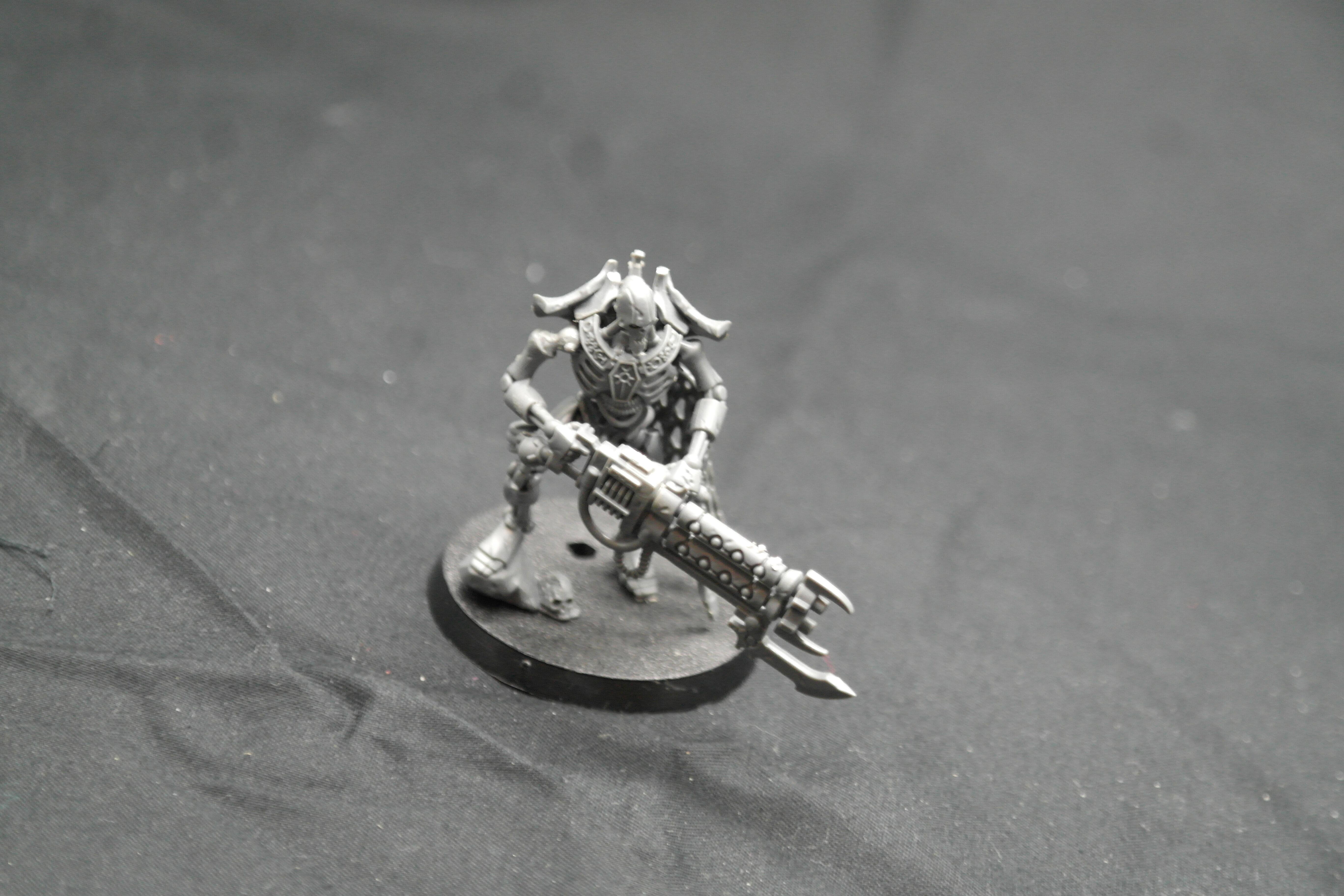 Pre-Loved Necron Royal Warden – Used 40K HQ Model | Warmodels