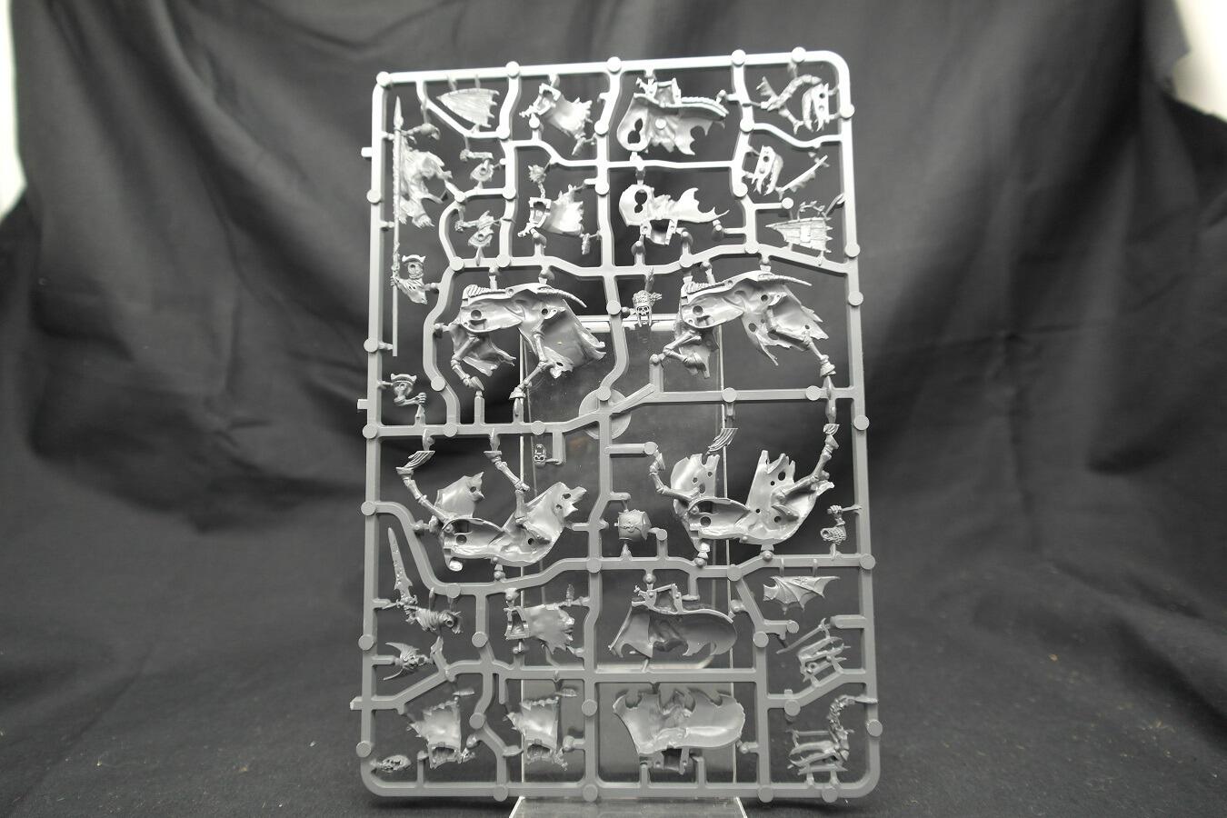 Pre-Loved Hexwraiths / Black Knights (On Sprue) – Dual Kit | Warhammer ...