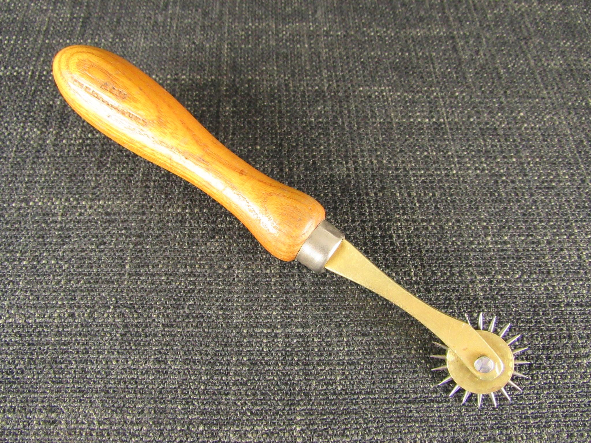 Shoe Makers Pricking Wheel - Wheel Pricker marked A&M MANUFACTURE ? *SOLD*