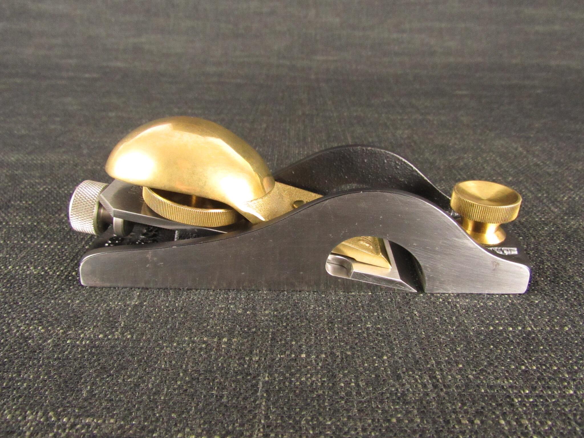 LIE NIELSEN Rebating Block plane - 60 1/2R *SOLD*