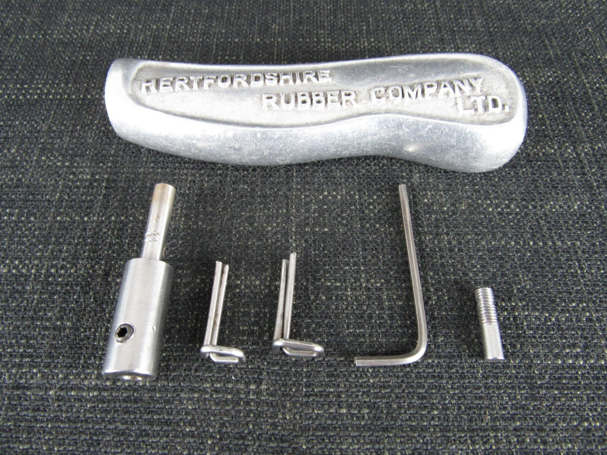 HERTFORDSHIRE RUBBER COMPANY Glazetite Weatherstrip Tool