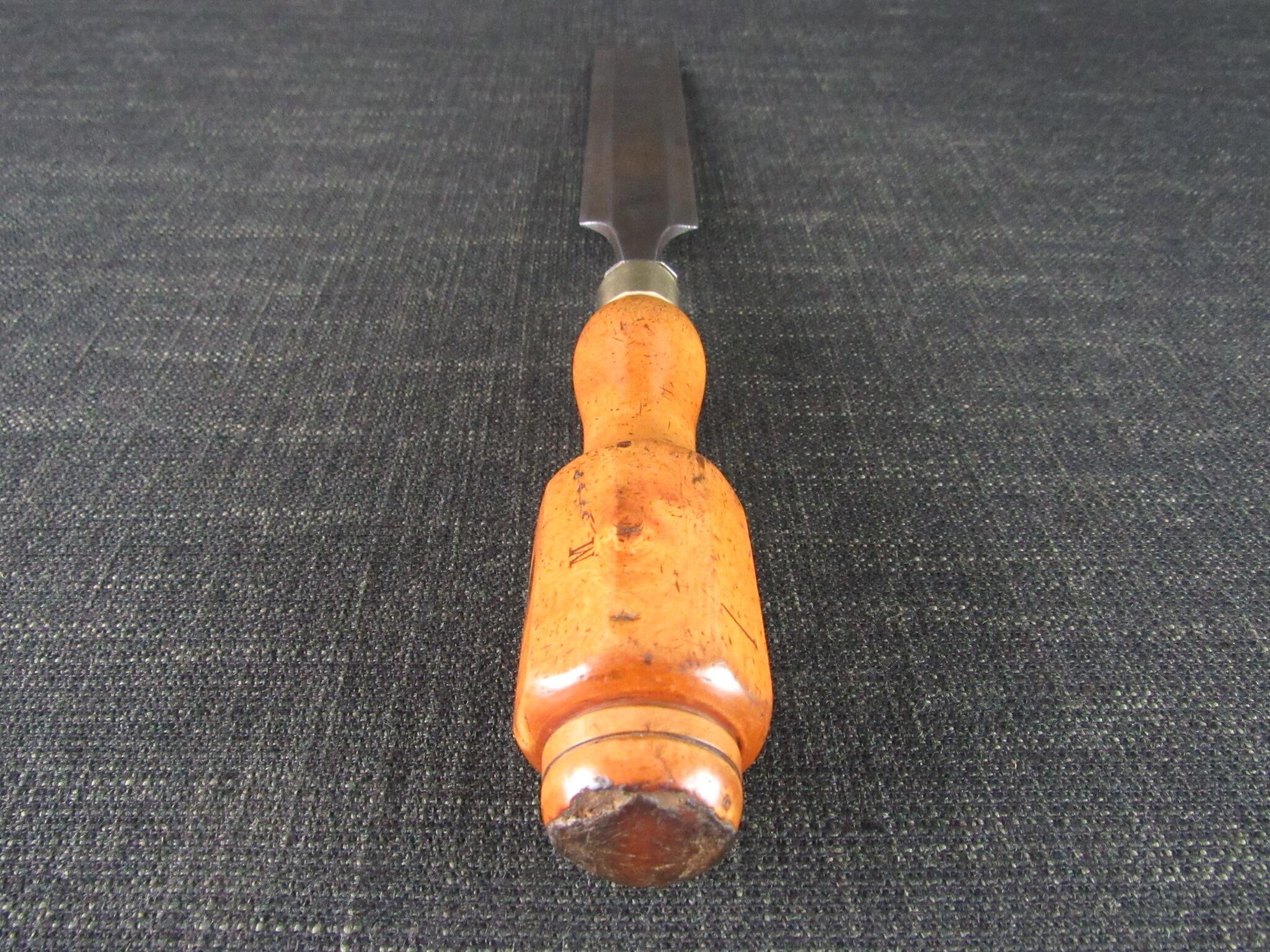 HENRY TAYLOR 1 1/2 inch Bevel Edge Paring Chisel