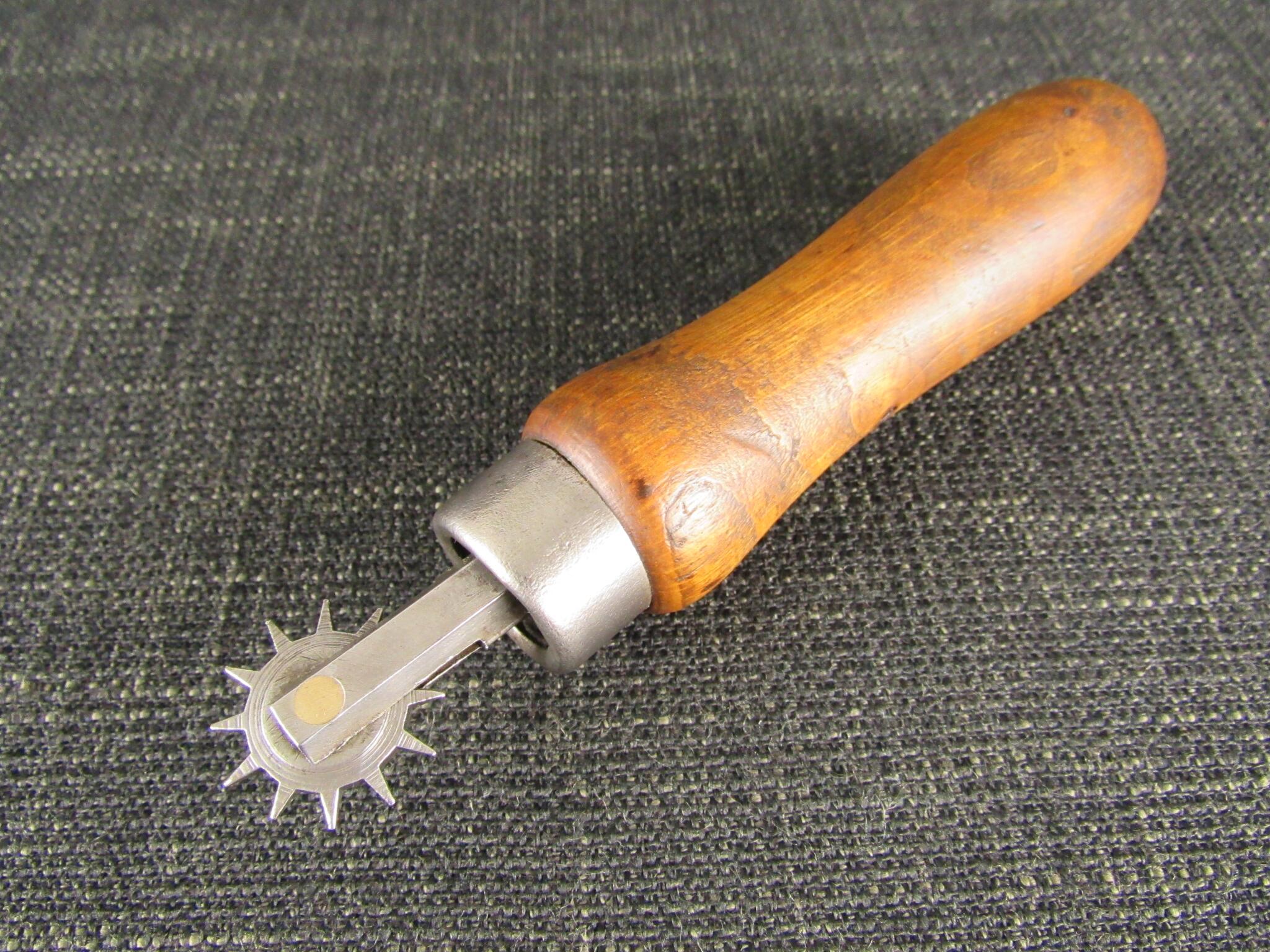 Leather Pricking Wheel or Wheel Pricker *SOLD*