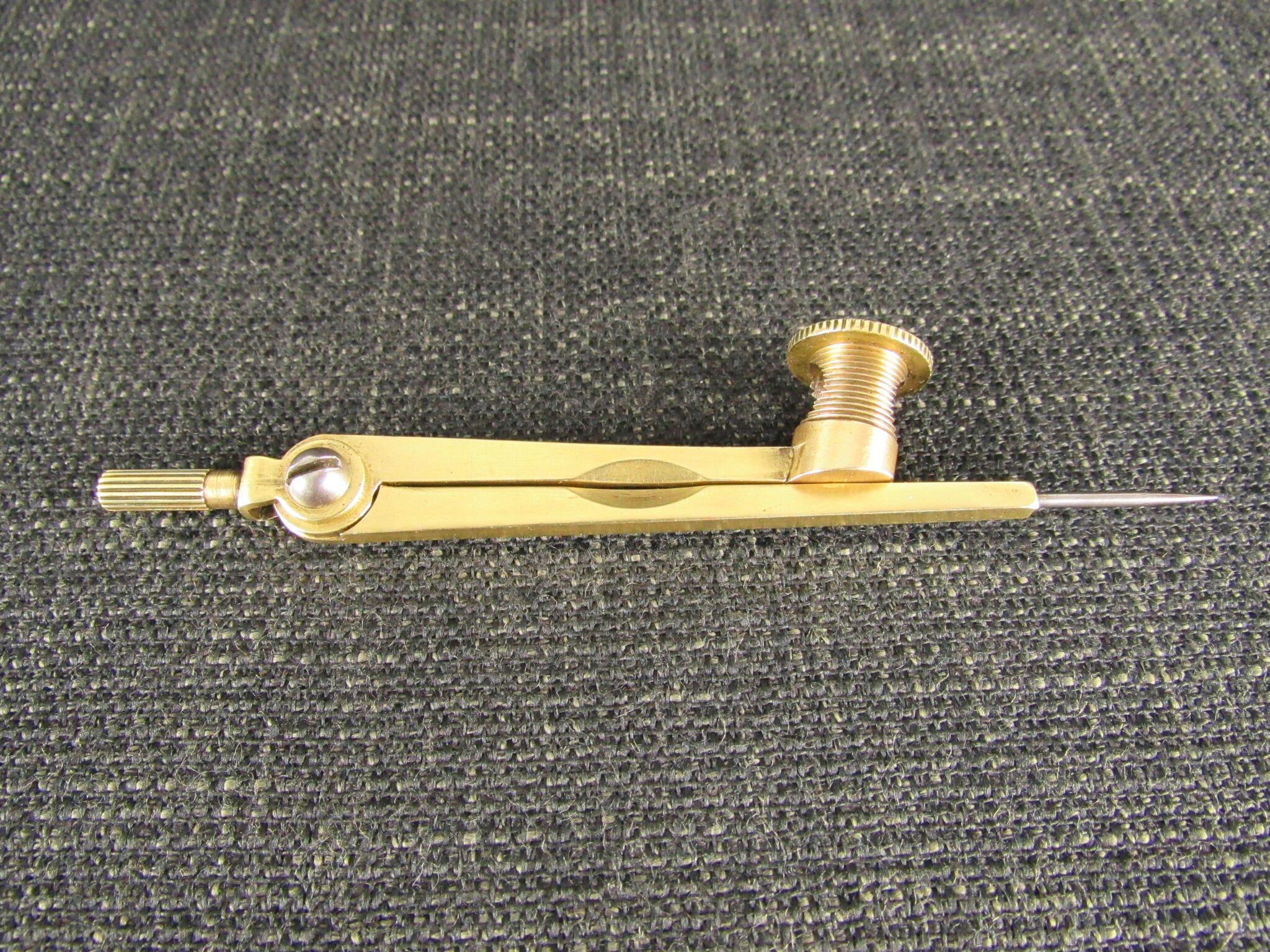 Vintage Brass Drawing Compass marked MADE IN ENGLAND *SOLD*