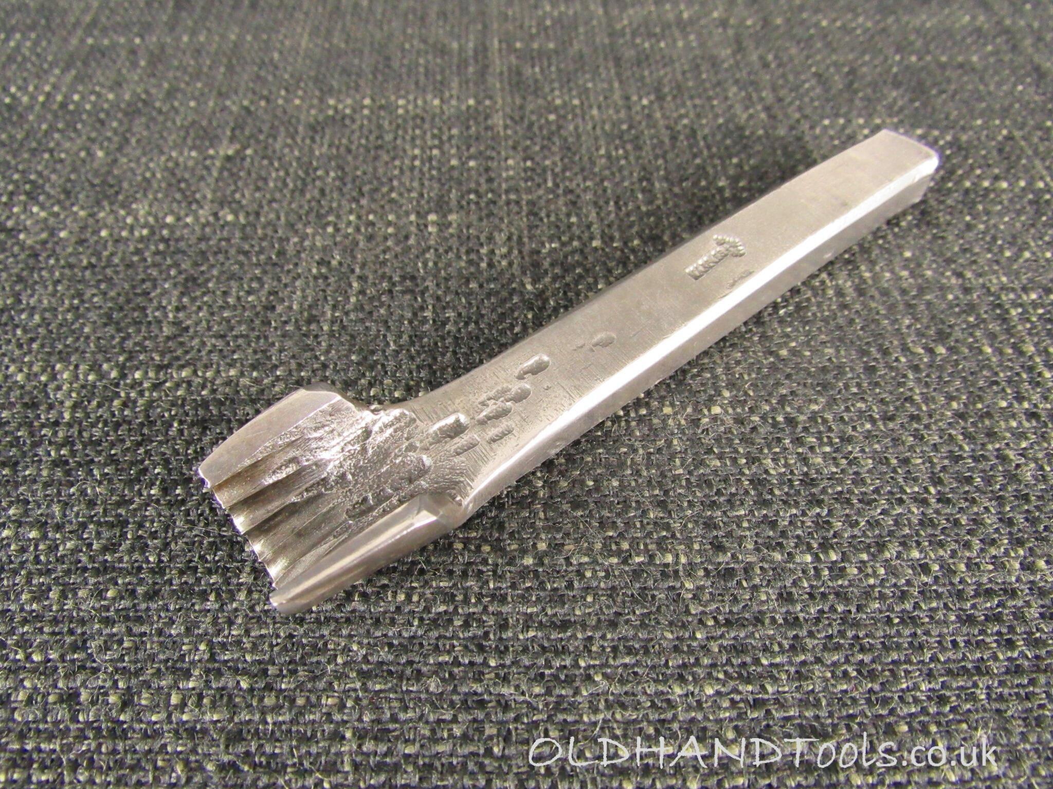 MARPLES Half Round Pinking Iron Punch *SOLD*