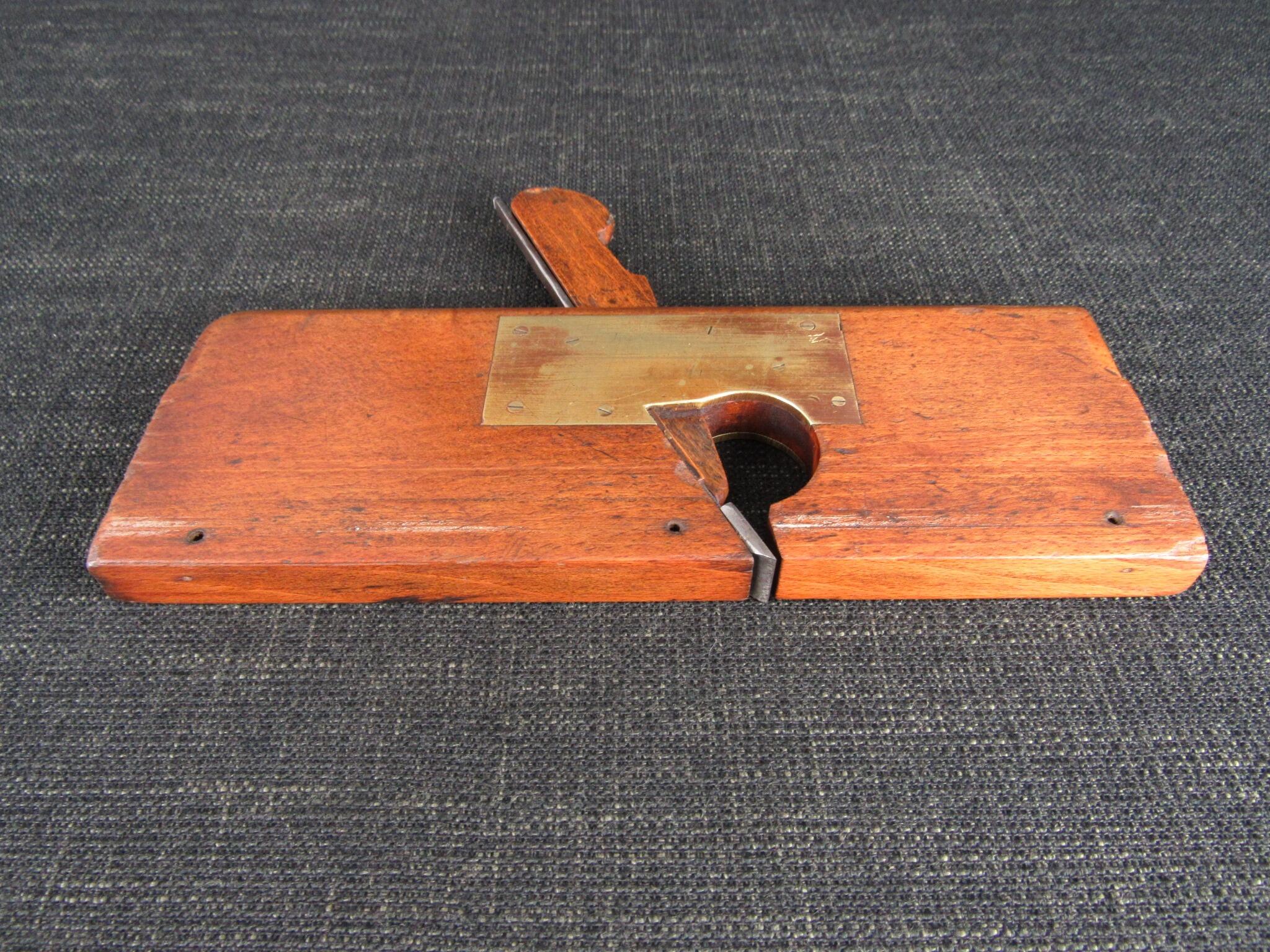 Unusual William SHORT Rebate Plane