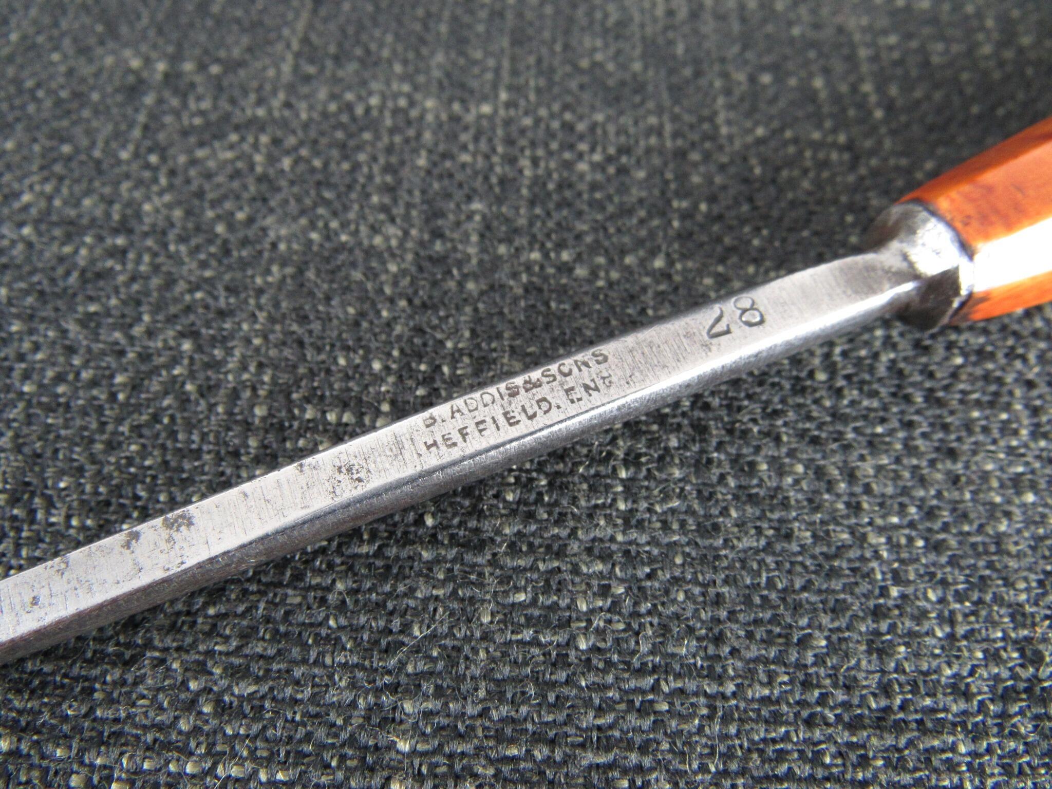 JB ADDIS No 28 Spoon Carving Gouge - 1/4 inch