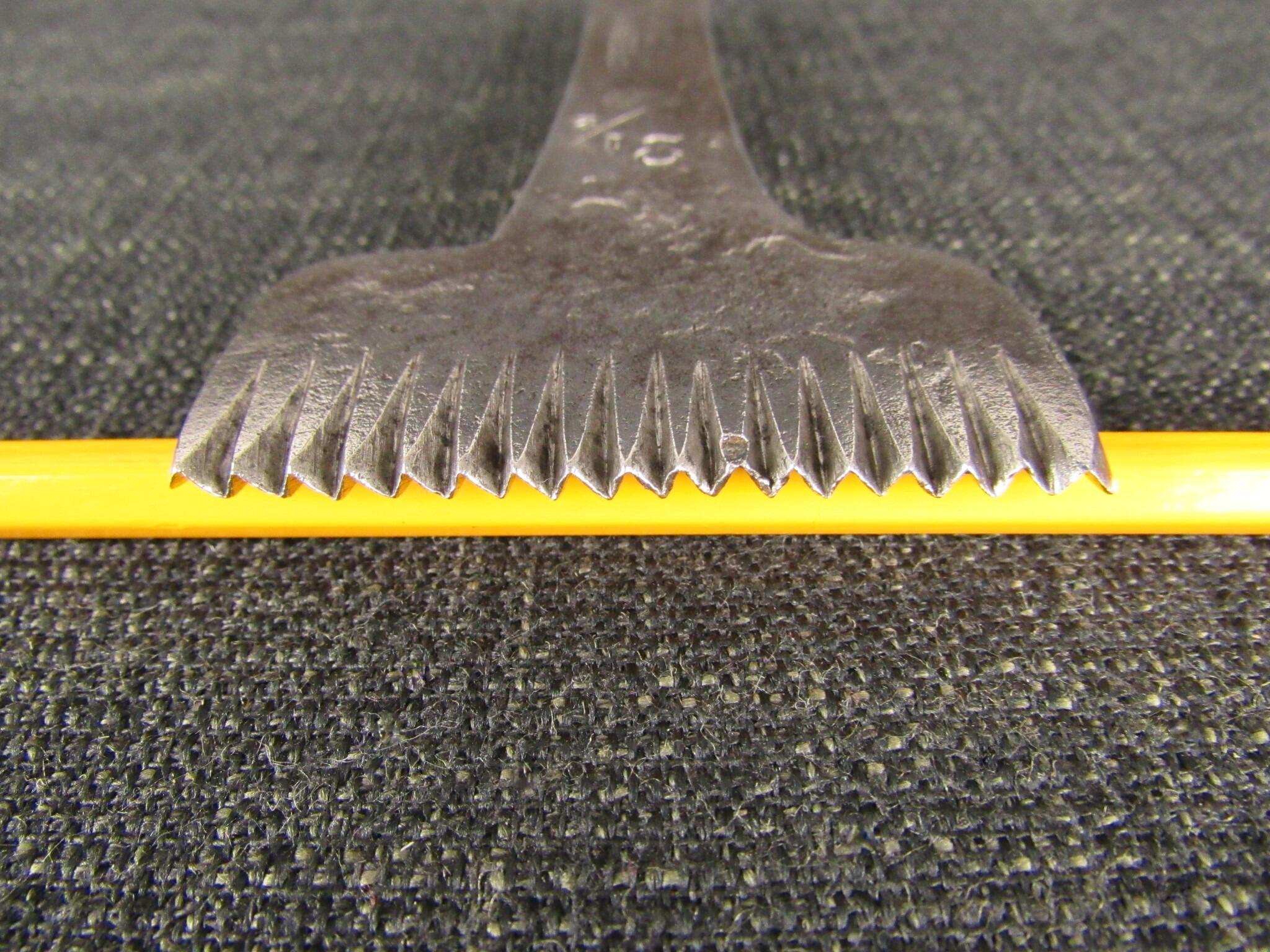 Large Pinking Iron Punch - 2 1/2 inch *SOLD*