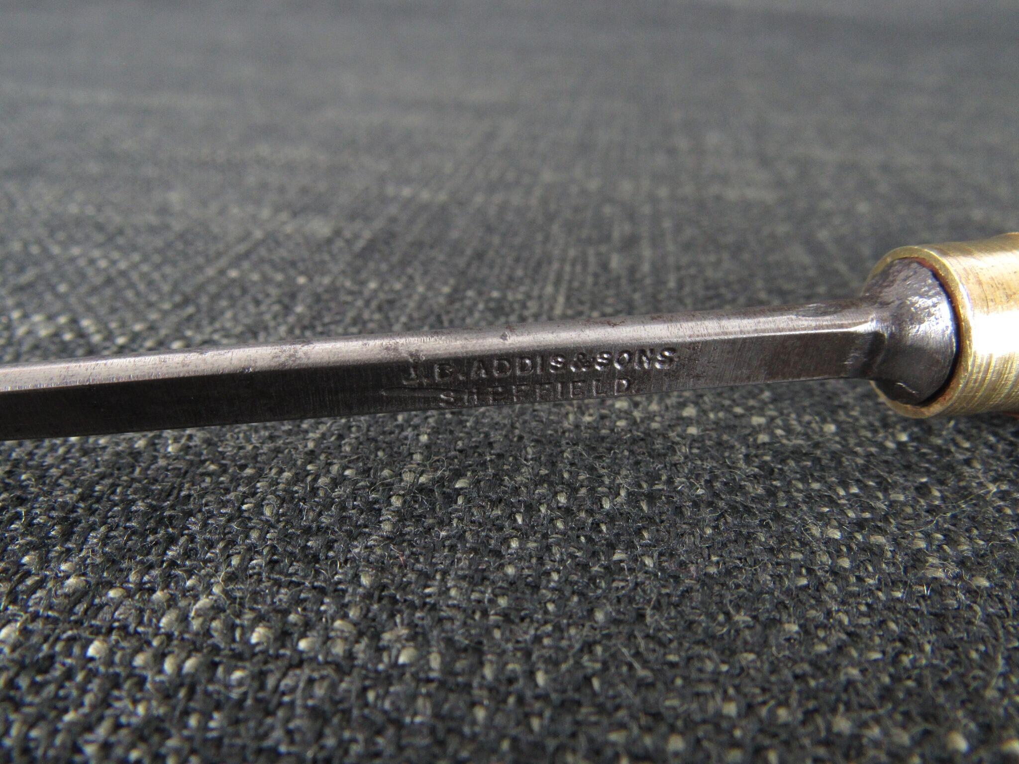 JB ADDIS 3/16 inch Spoon Carving Gouge - 9 Prize Medals