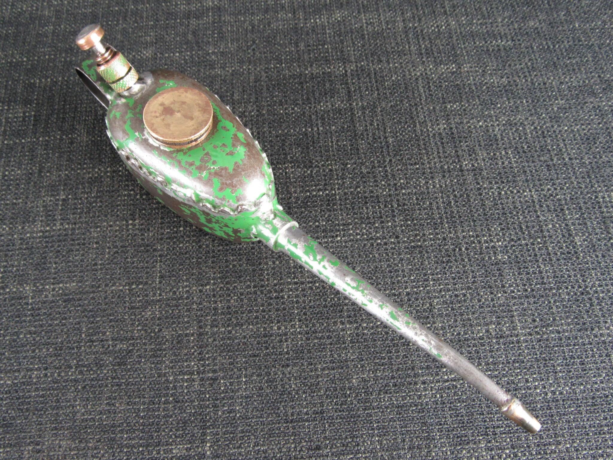KAYES Patent 1/6th Pint Oil Can *SOLD*