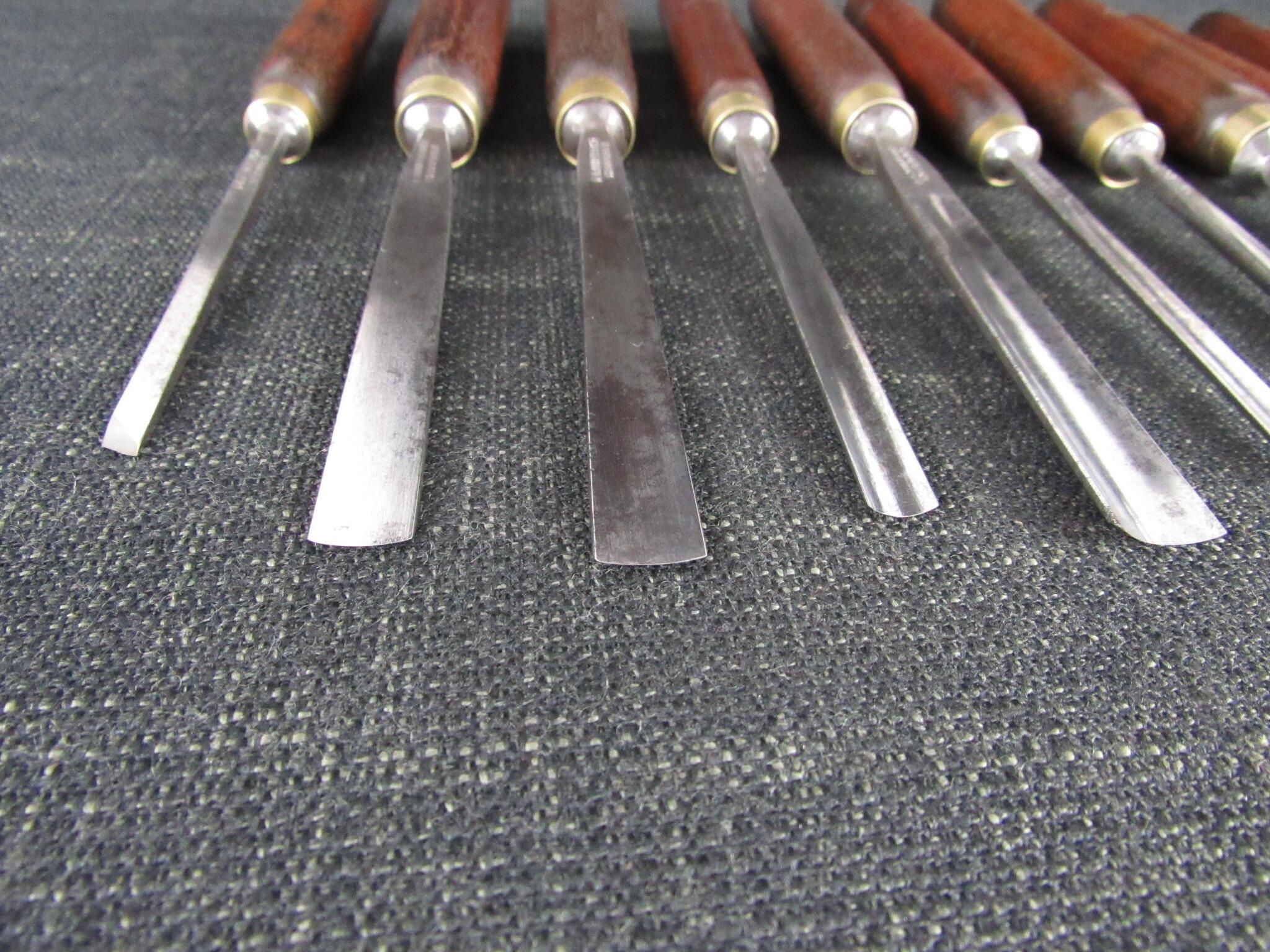 Set of 12 Antique JB ADDIS Carving Tools - 10 Prize Medals