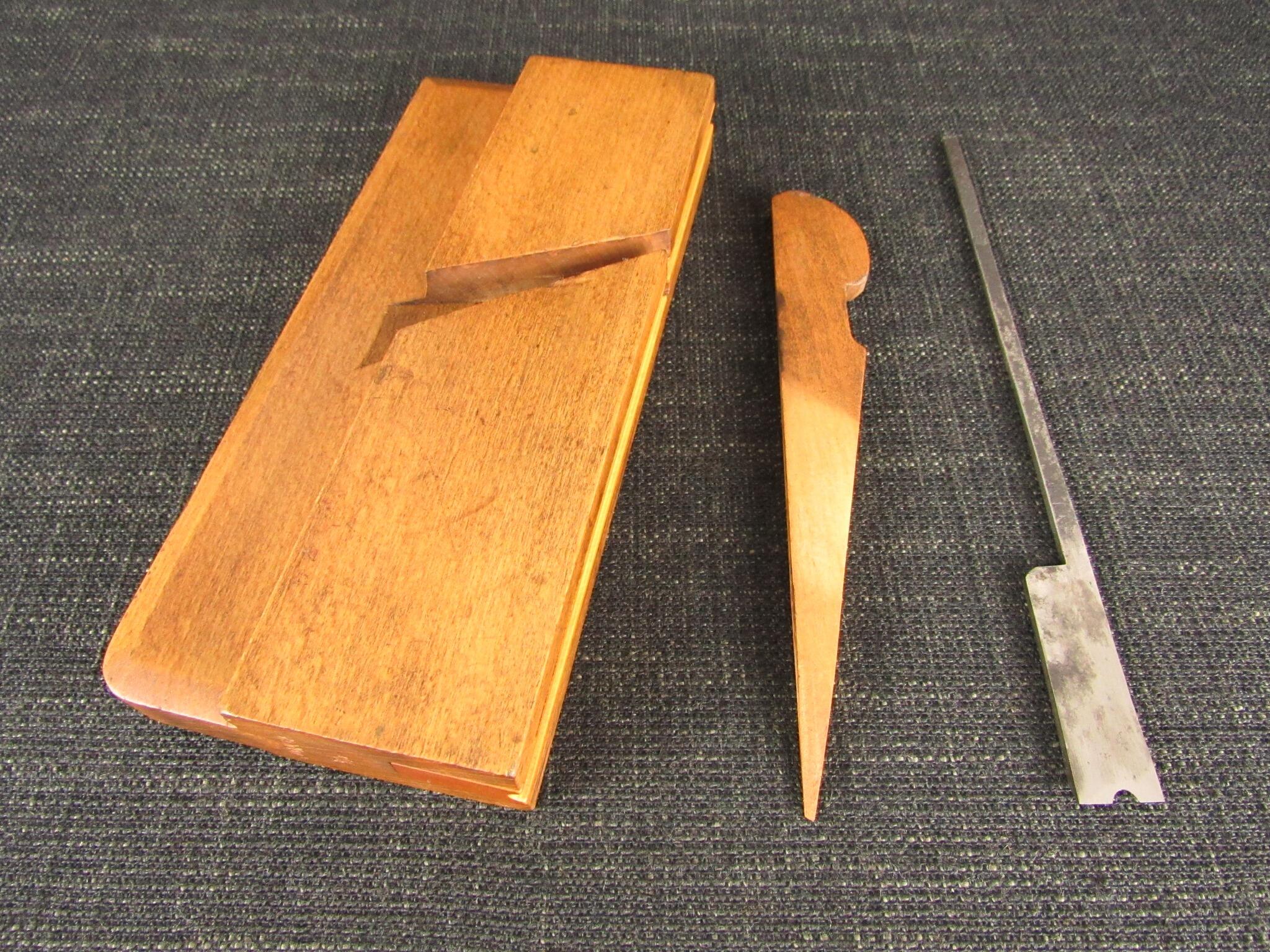 LIVINGSTON & CO Cock Bead Moulding Plane - 3/16 inch *SOLD*