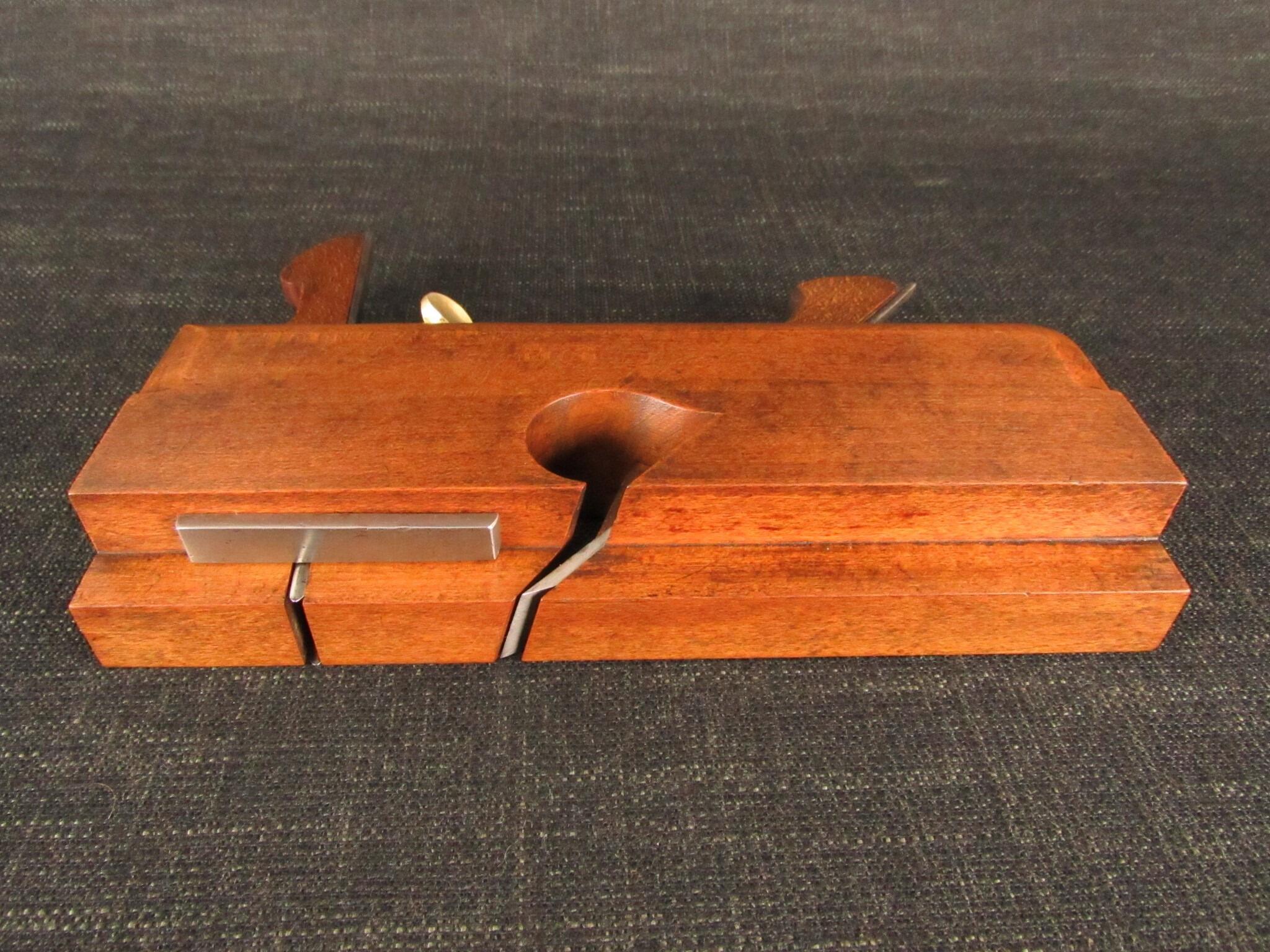 3/4 inch ATKIN & SONS Dado Plane with London mark *SOLD*