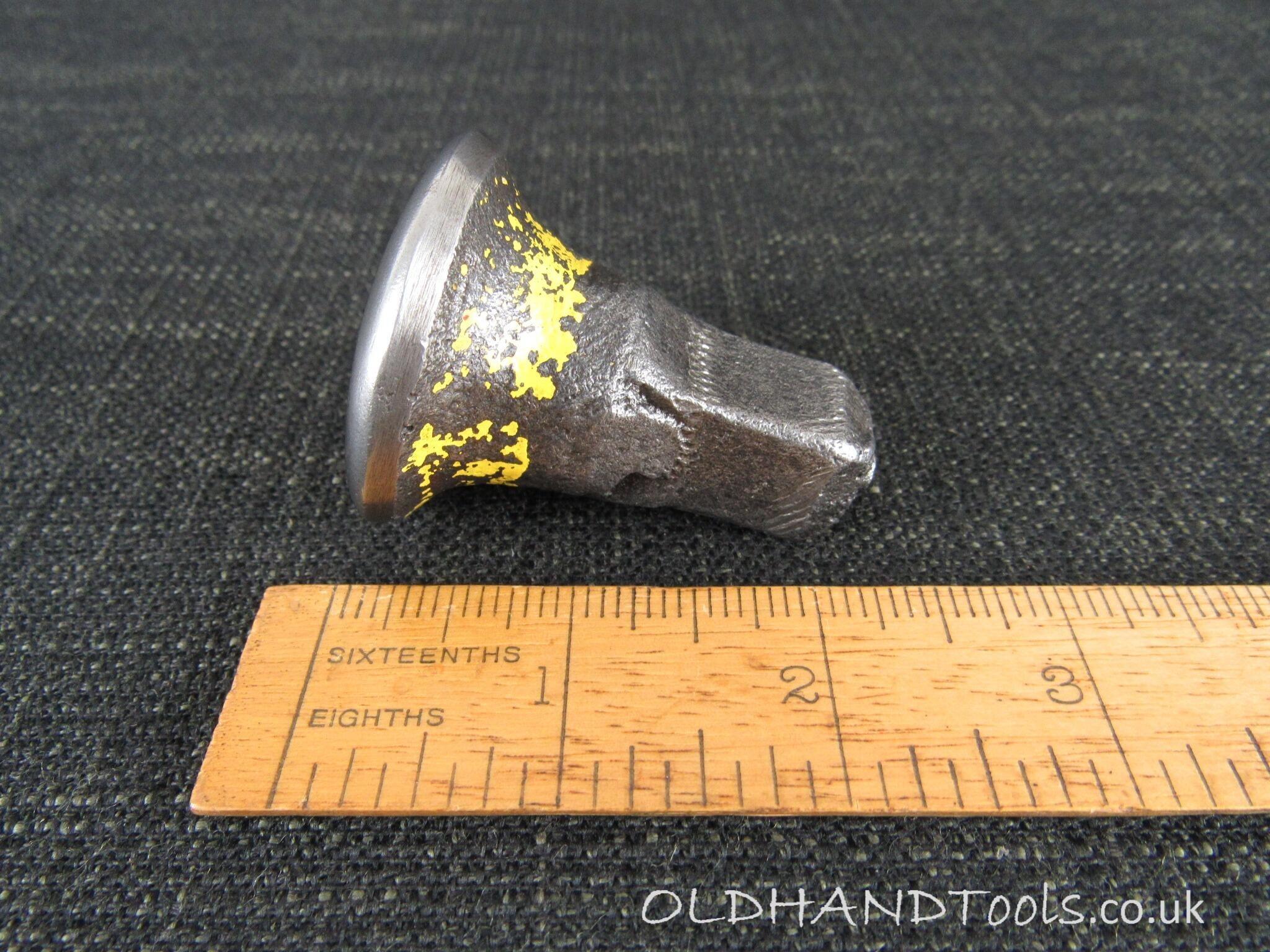 Stake Horse Head Anvil - No 8 Shallow Button