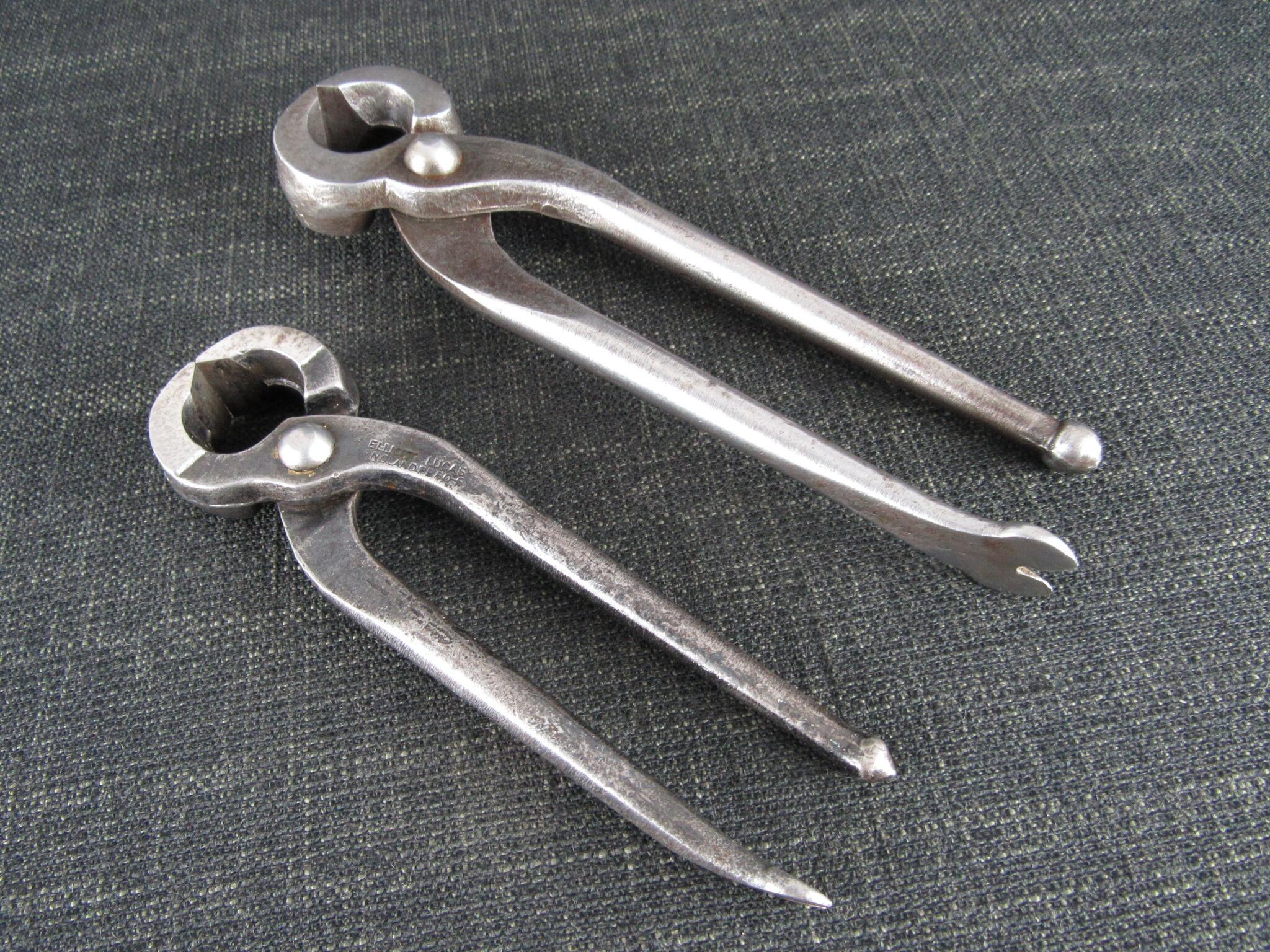 ELLIOTT LUCAS Carpenters Knob & Claw Pincers *SOLD*