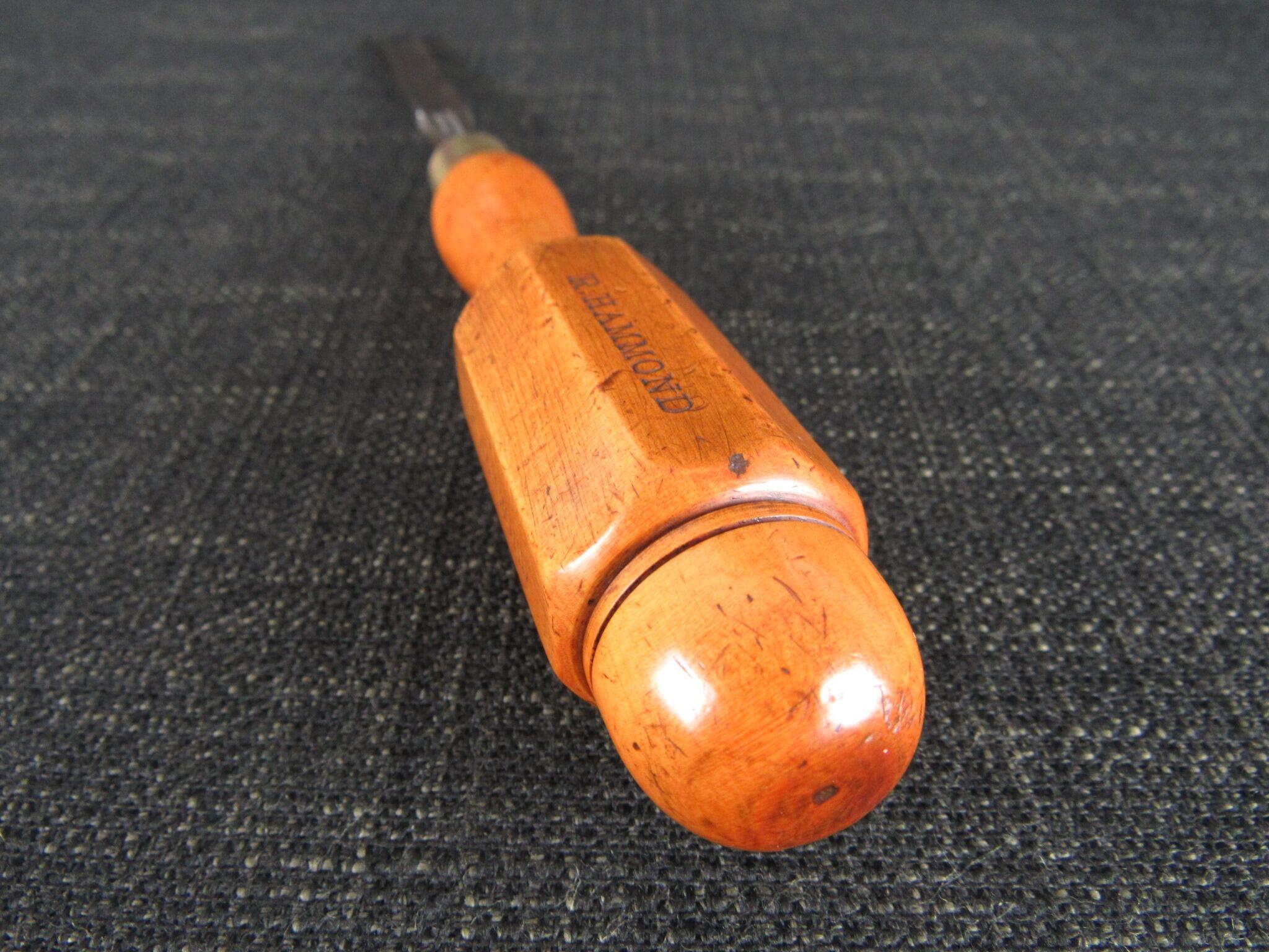 MOSELEY & SIMPSON 7/16 inch In Cannel Scribing Gouge with London ...