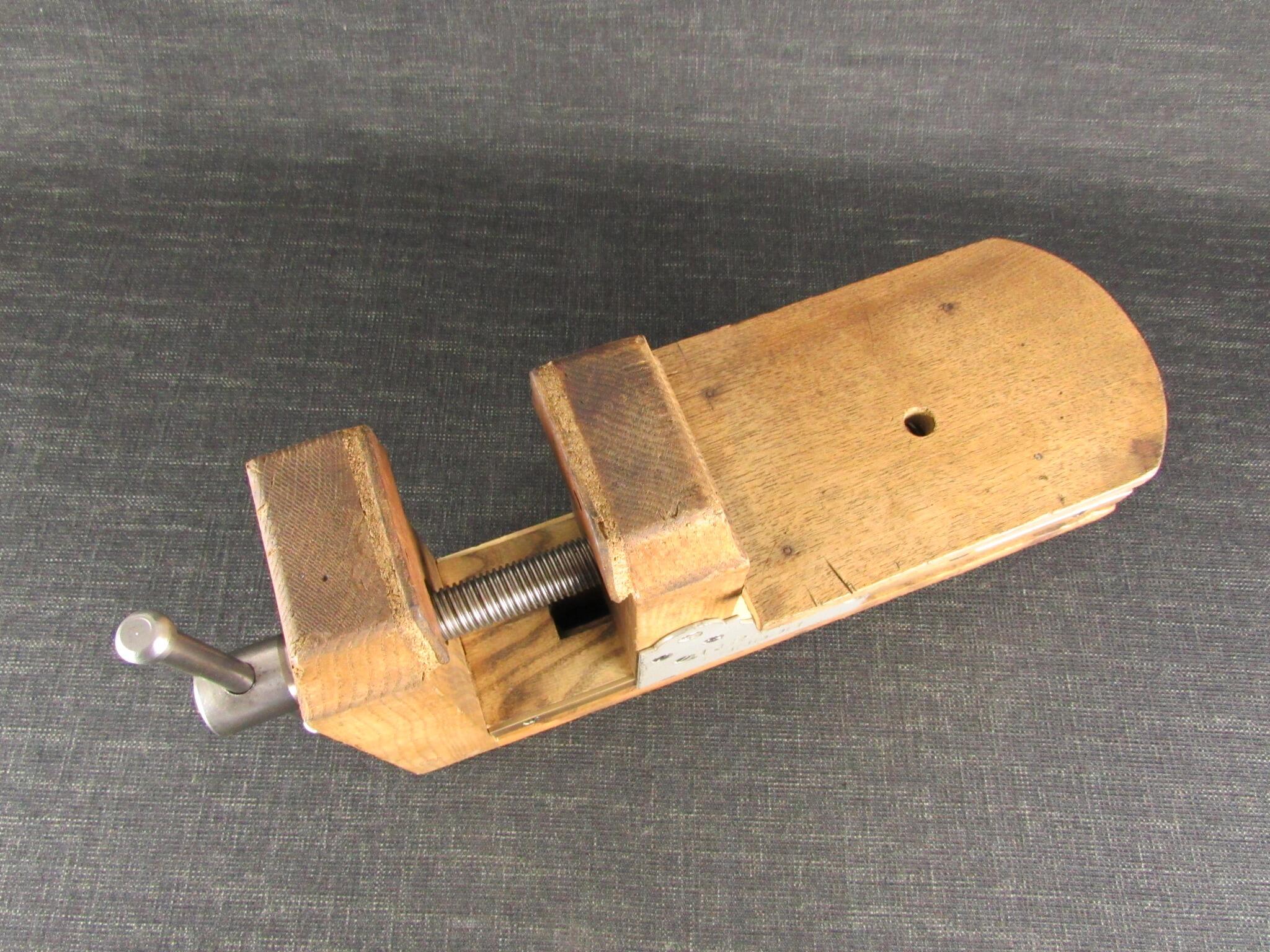 TIRANTI Carvers Vice - Scopas Chops *SOLD*