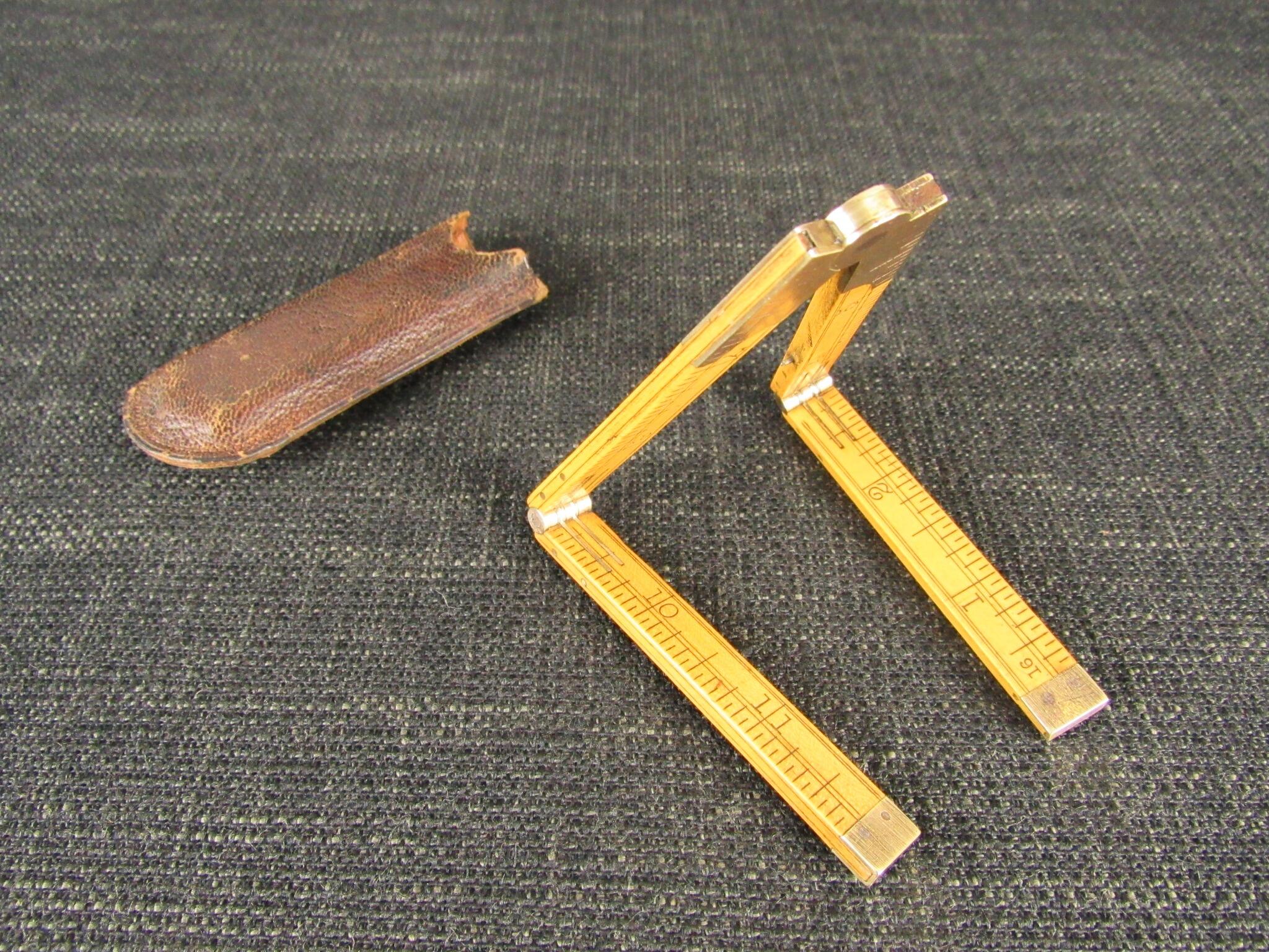 RABONE No 1152 Boxwood Rule - 1 foot 4 fold *SOLD*