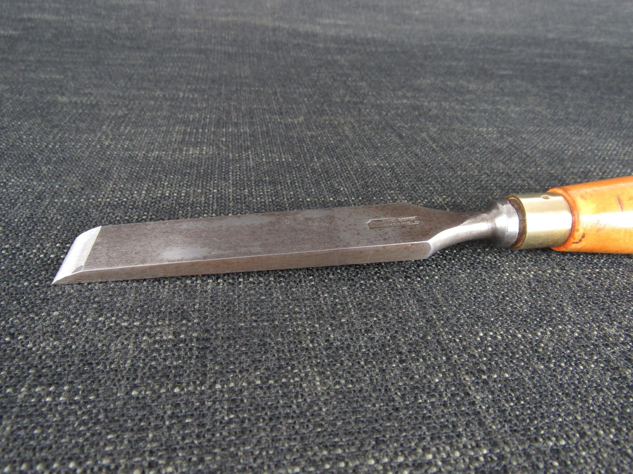 ROBERT SORBY 7/8 inch Firmer Chisel *SOLD*