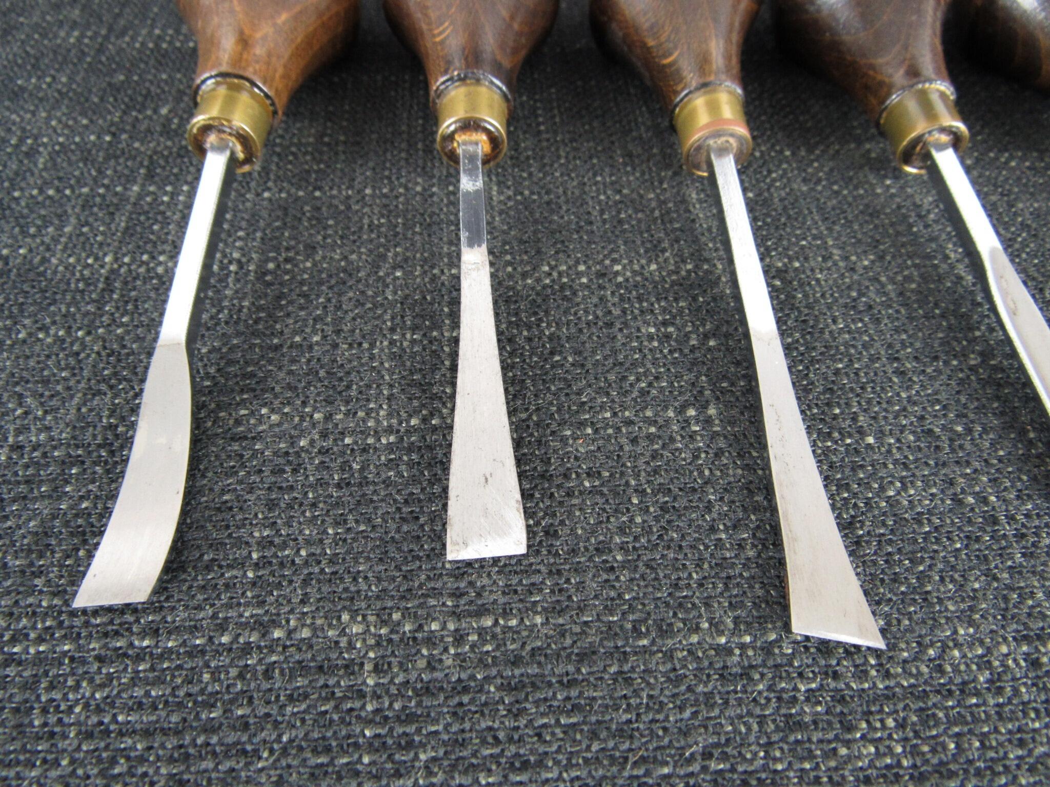 HENRY TAYLOR Super Sharp Woodcarving Tools *SOLD*