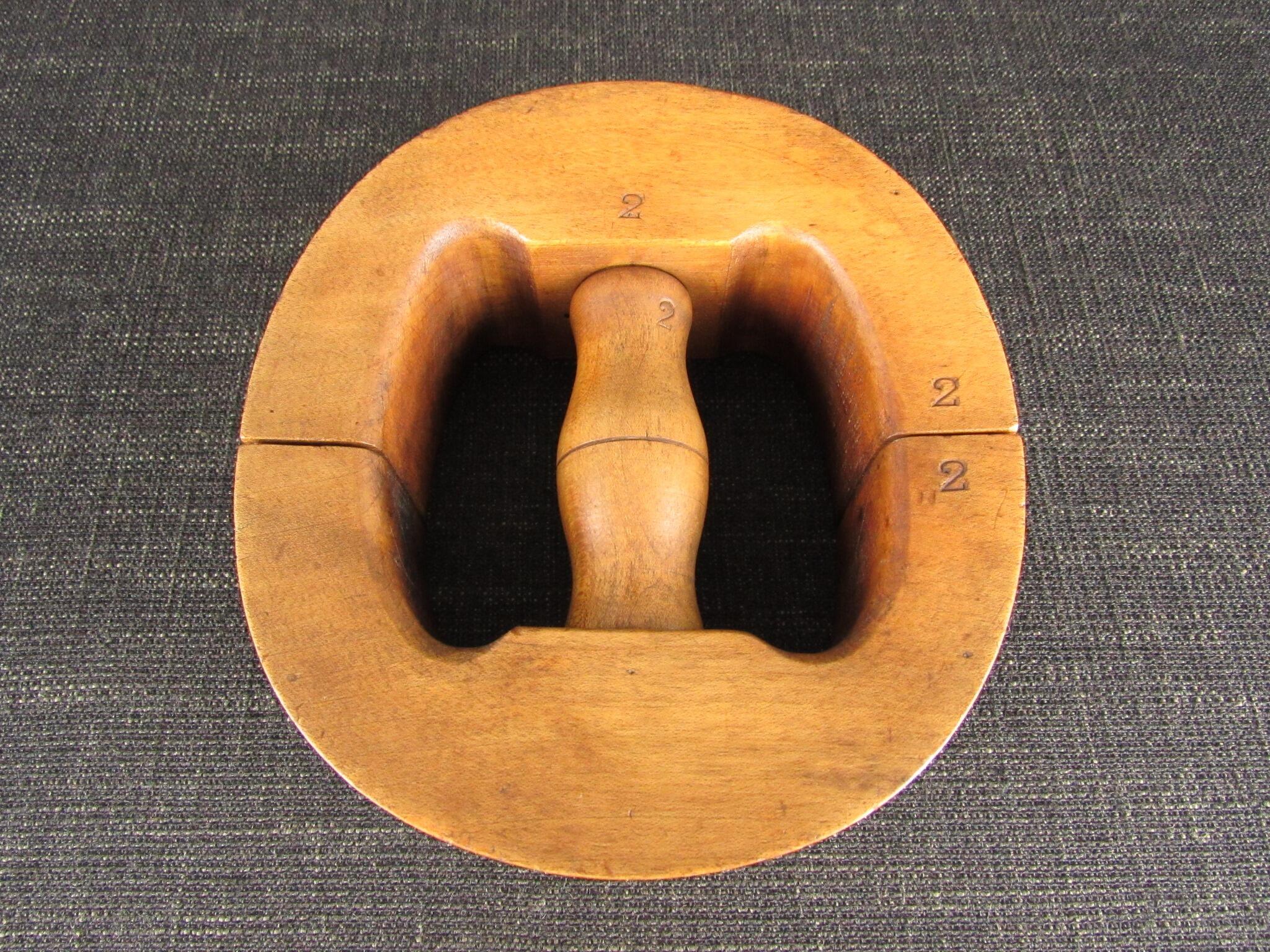 No.2 Wooden Hat Stretcher *SOLD*