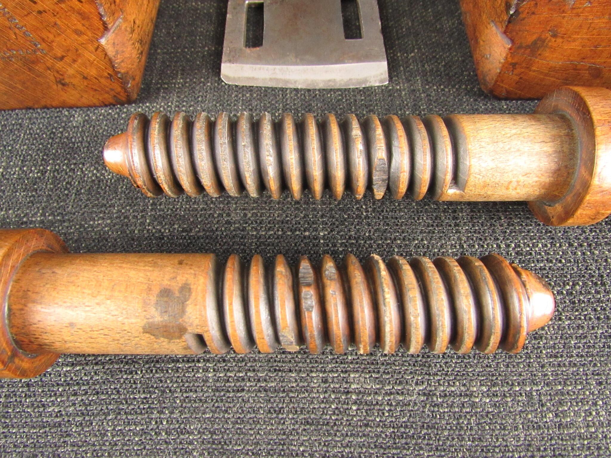 KING & PEACH Adjustable Wooden Rounder Plane - Stail Engine *SOLD*