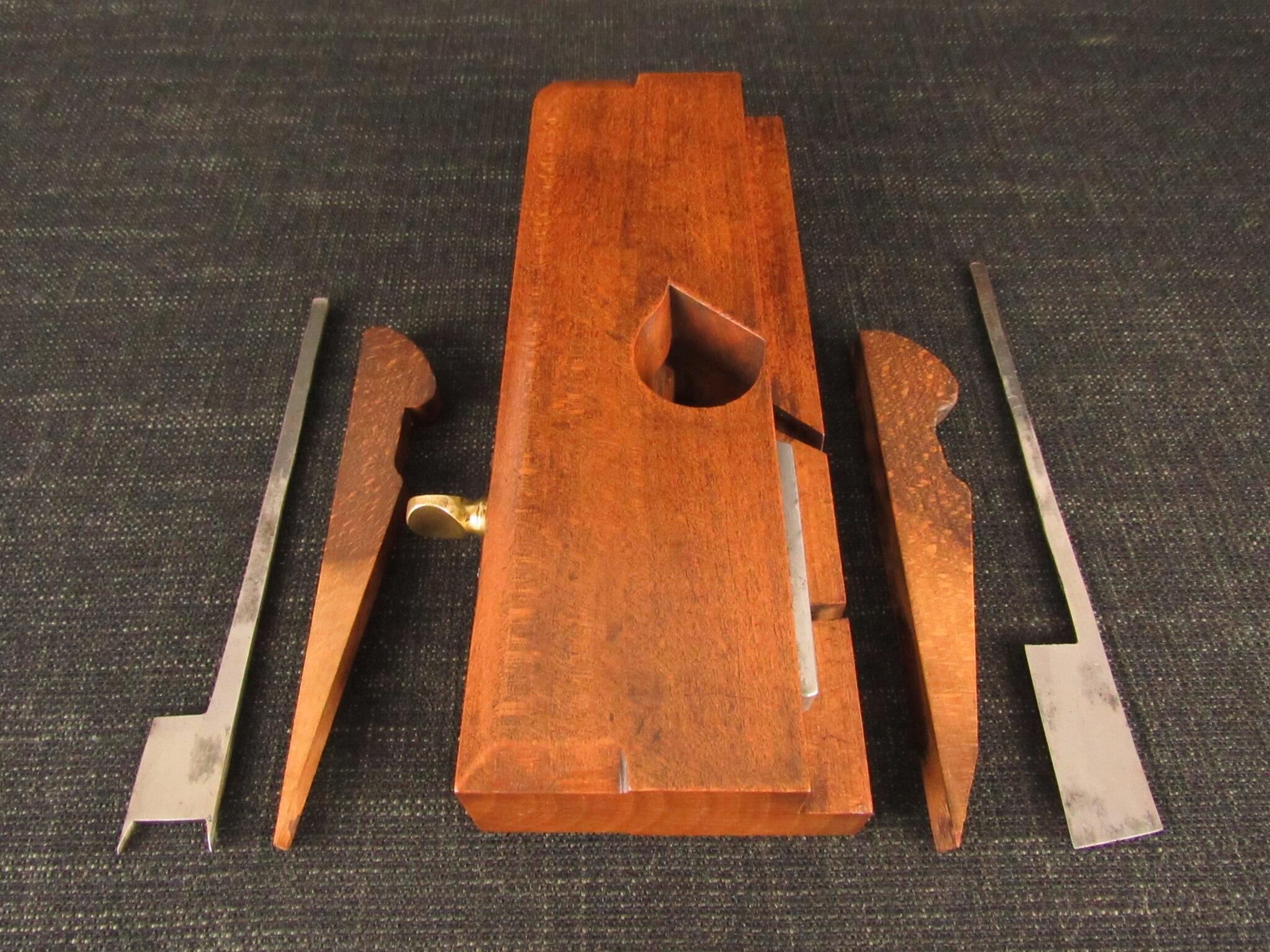 3/4 inch ATKIN & SONS Dado Plane with London mark *SOLD*