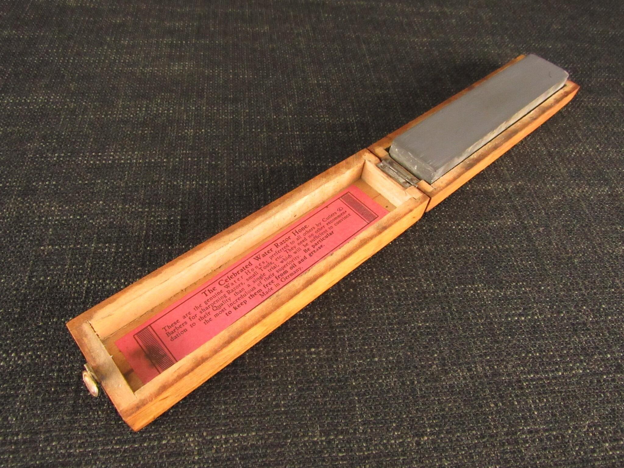 Vintage GENUINE THURINGIAN Water Hone - Razor Hone *SOLD*