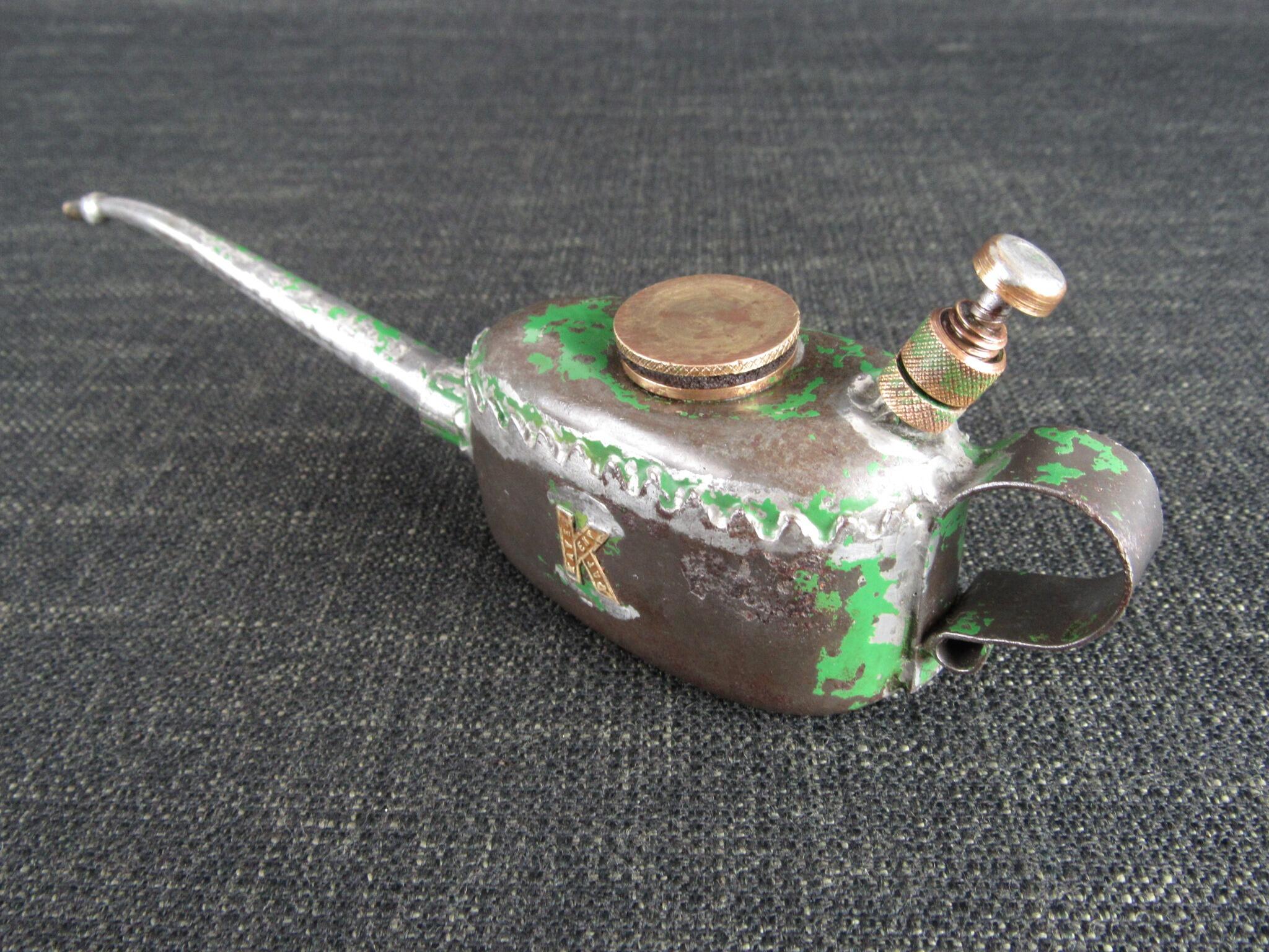 KAYES Patent 1/6th Pint Oil Can *SOLD*