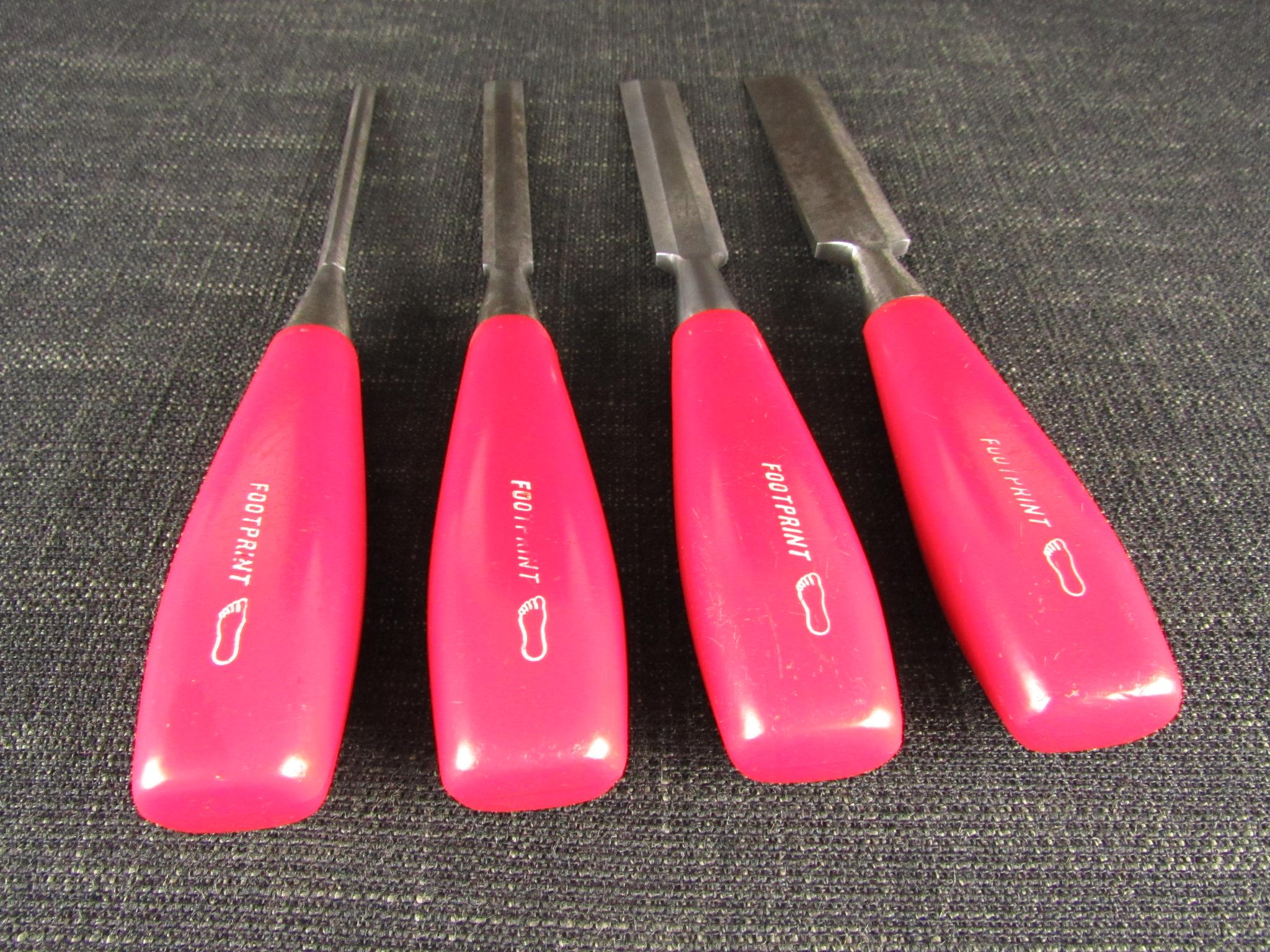 Graduated Set of 4 FOOTPRINT Bevel Edge Chisels *SOLD*