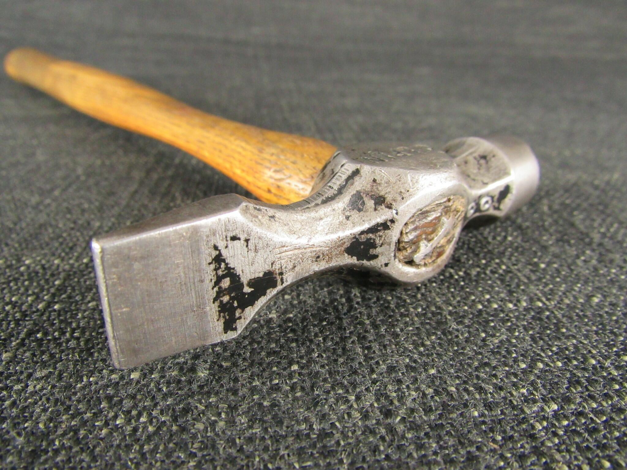 GILPIN Cross Pein Hammer *SOLD*