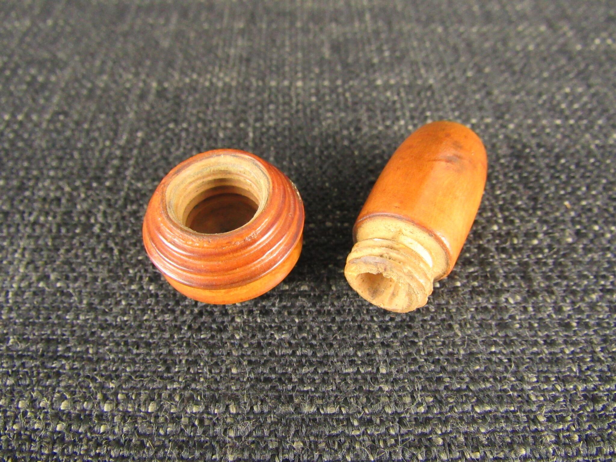 Boxwood Acorn Light Pull *SOLD*