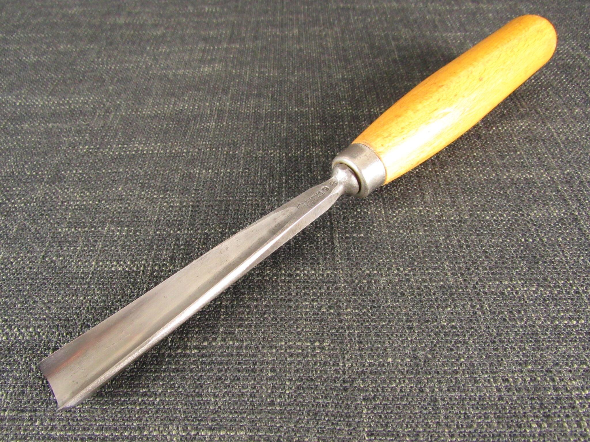 HENRY TAYLOR 98 Allongee Carving Gouge - 3/4 inch *SOLD*
