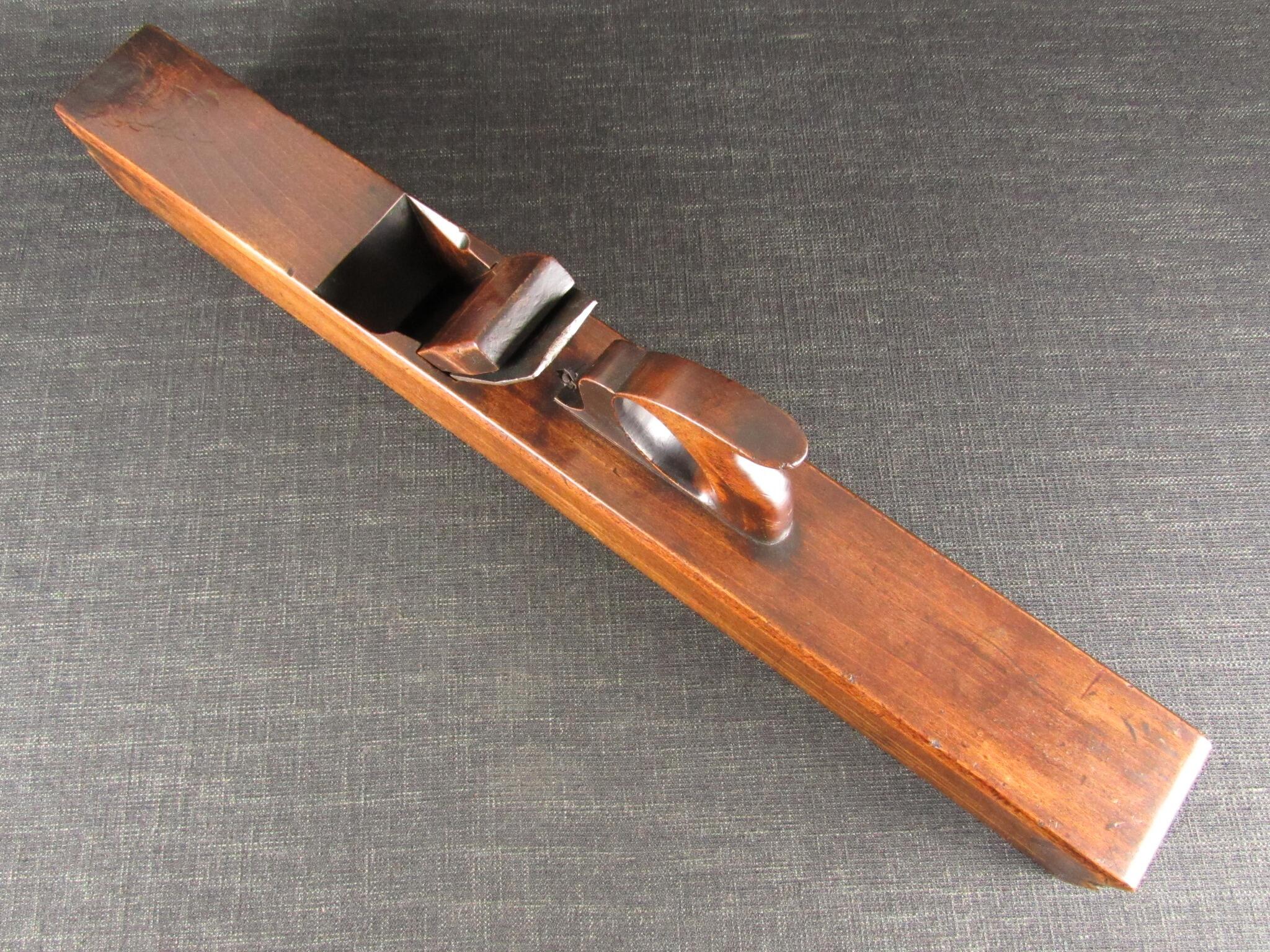 28 inch Wooden Jointer Plane by ROUTLEDGE Late THOMAS *SOLD*